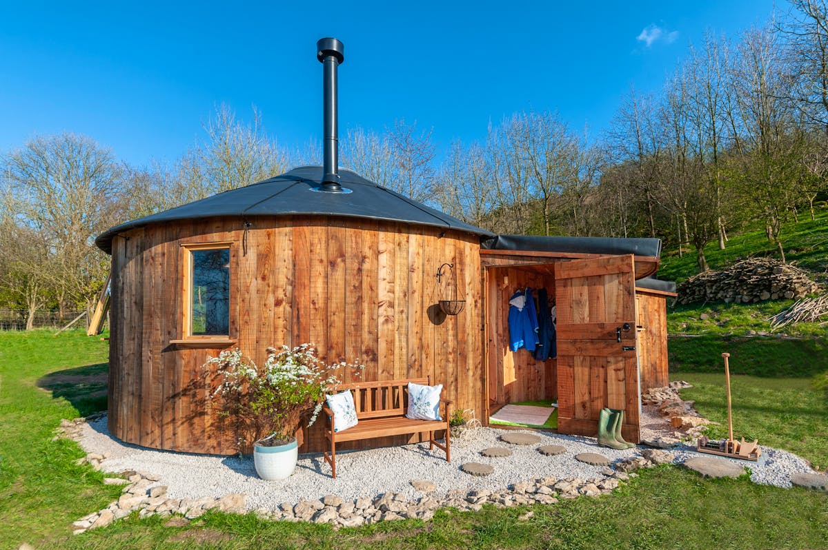 Kelker Well Roundhoue - Pretty Lakeland roundhouse