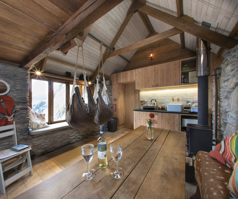 The Beach Hut – a romantic beachfront hut for two in South Devon