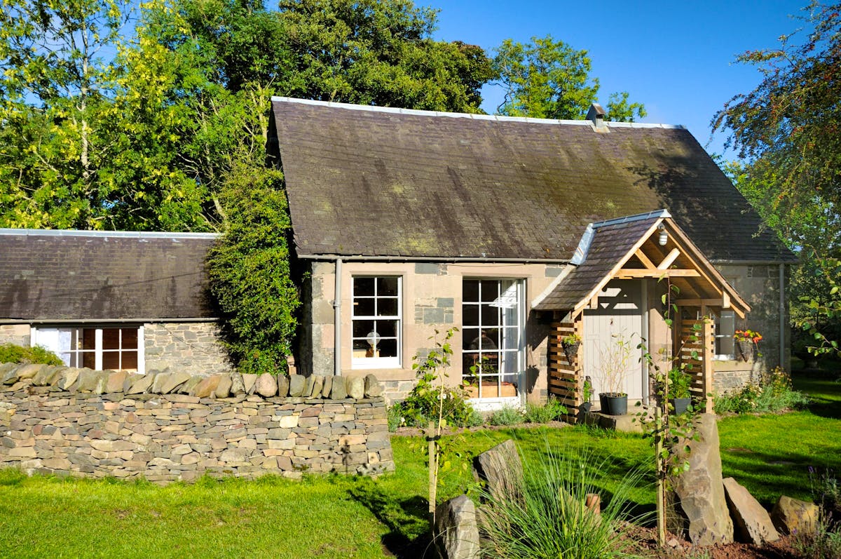 The Bothy - Stylish Scottish barn conversion