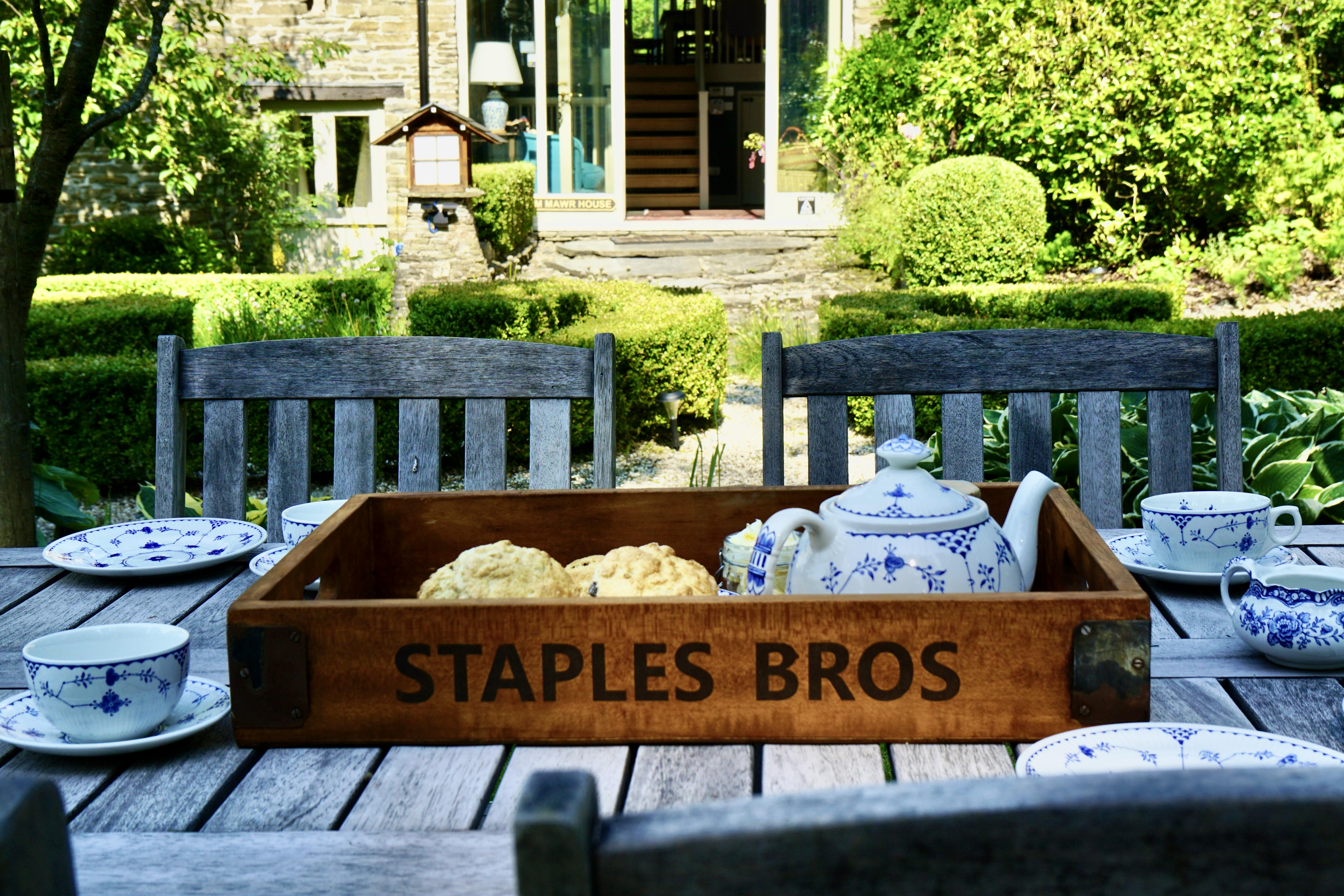 The Tithe House - Gorgeous holiday home in Powys for big groups.