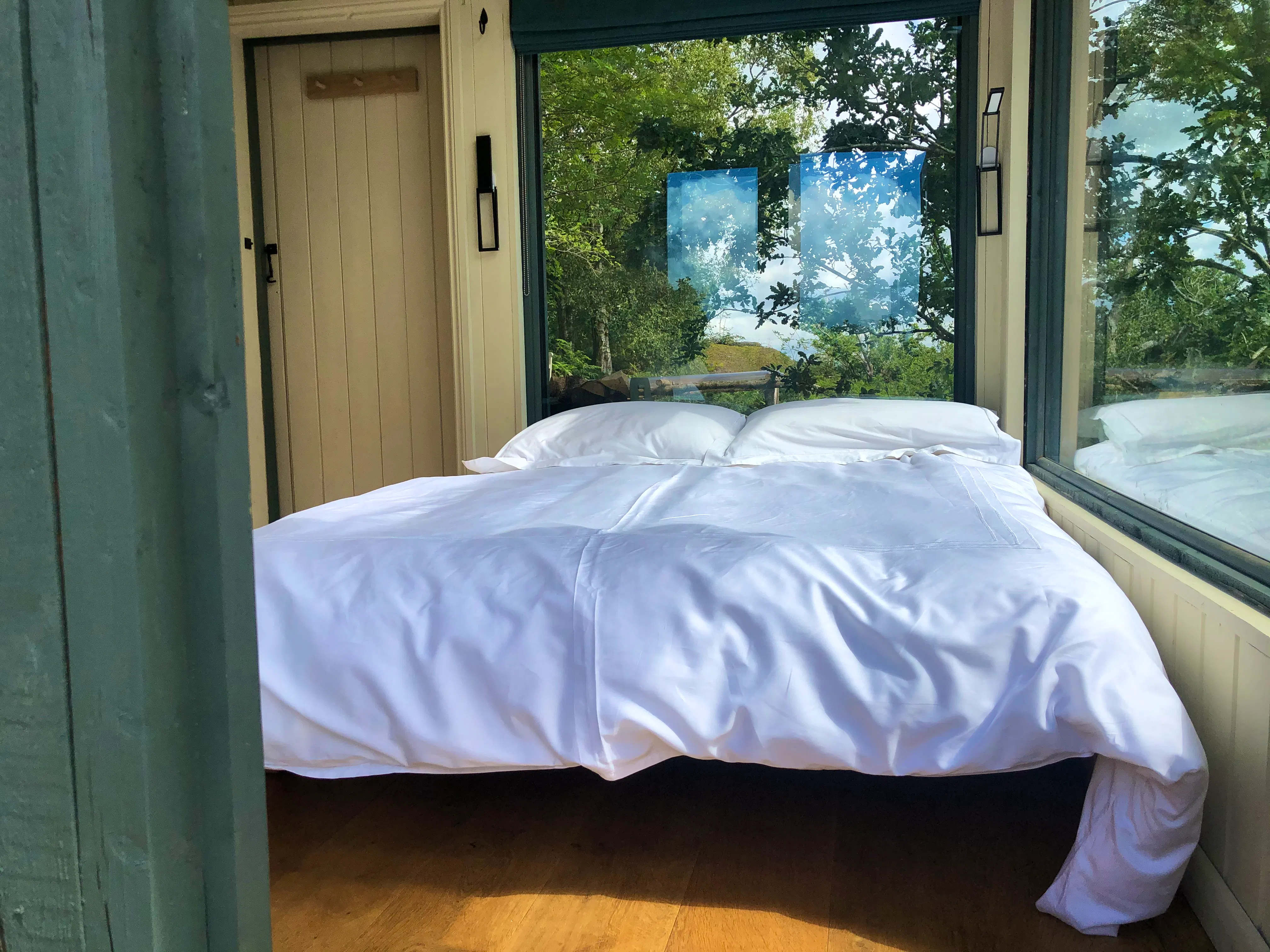Boulder Field Cabin - Rugged, romantic Peak District cabin