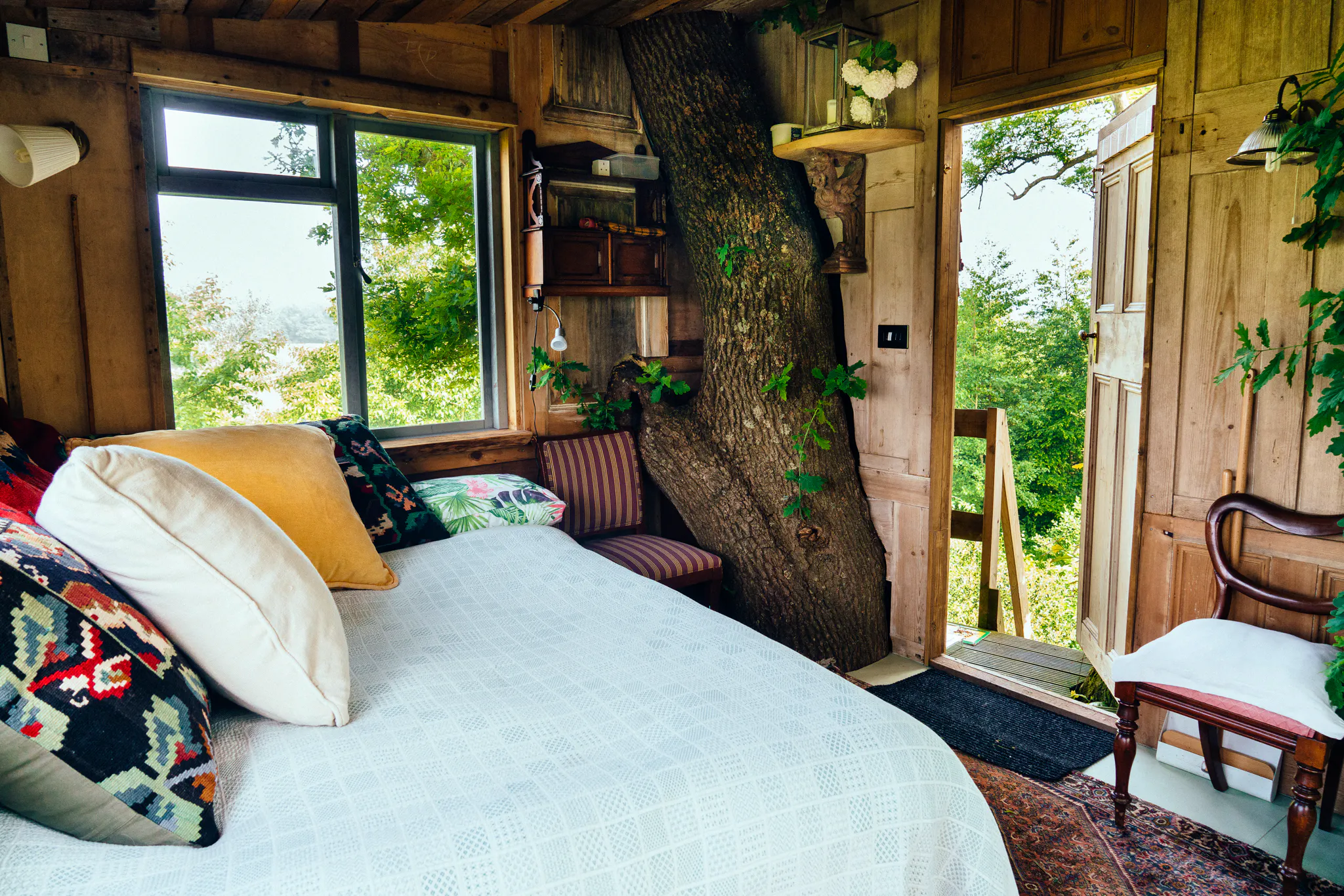 Treehouse Hideaway - fantastic romantic bolt hole in Kent