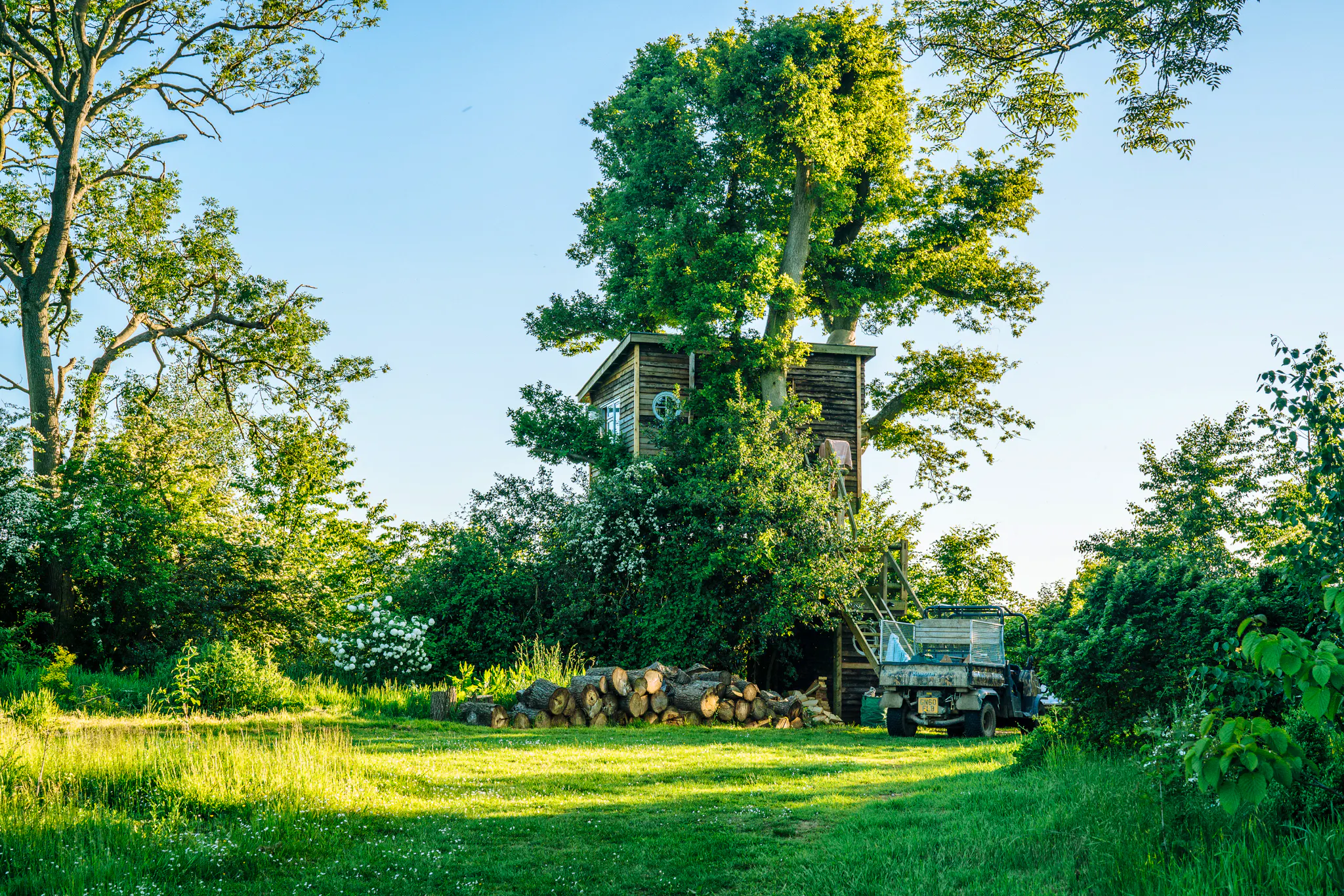 Treehouse Hideaway - fantastic romantic bolt hole in Kent