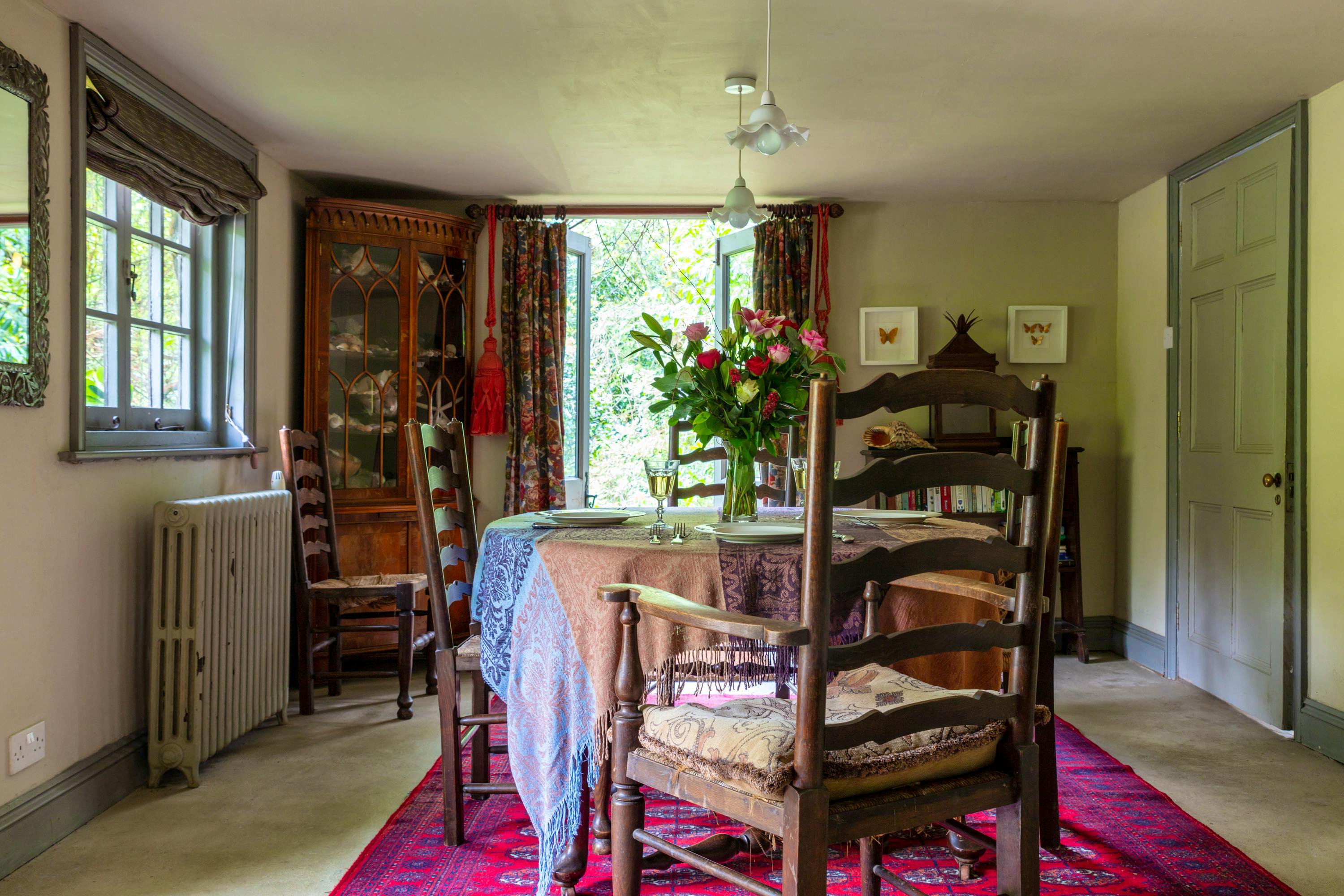 The Barn at Castle Cottage - Romantic Sussex Barn