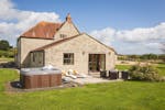 Lower Hedge Farm - Hot tub farmhouse in Somerset