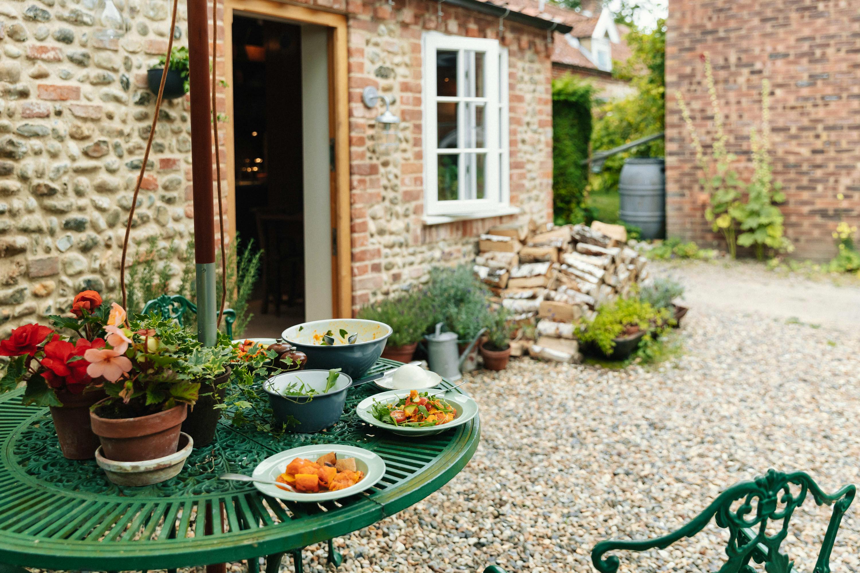 Spinks Nest Cottage - Stylish Norfolk cottage
