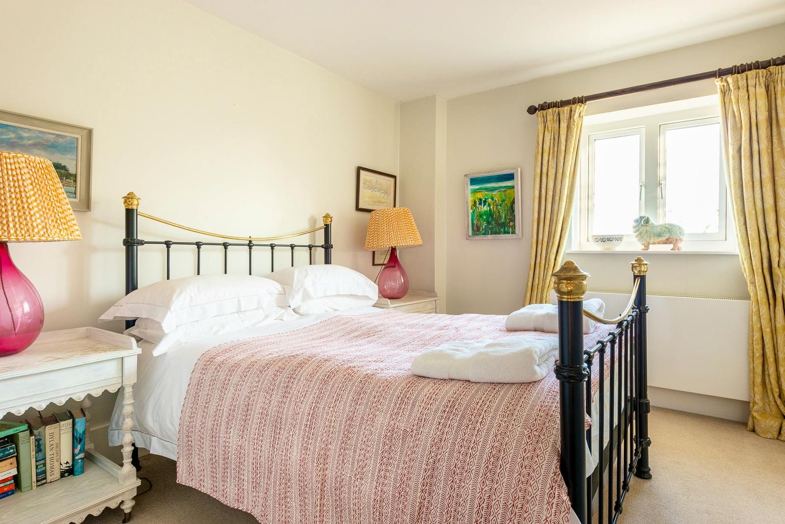 Gins Barn - Stunning New Forest barn conversion with private jetty