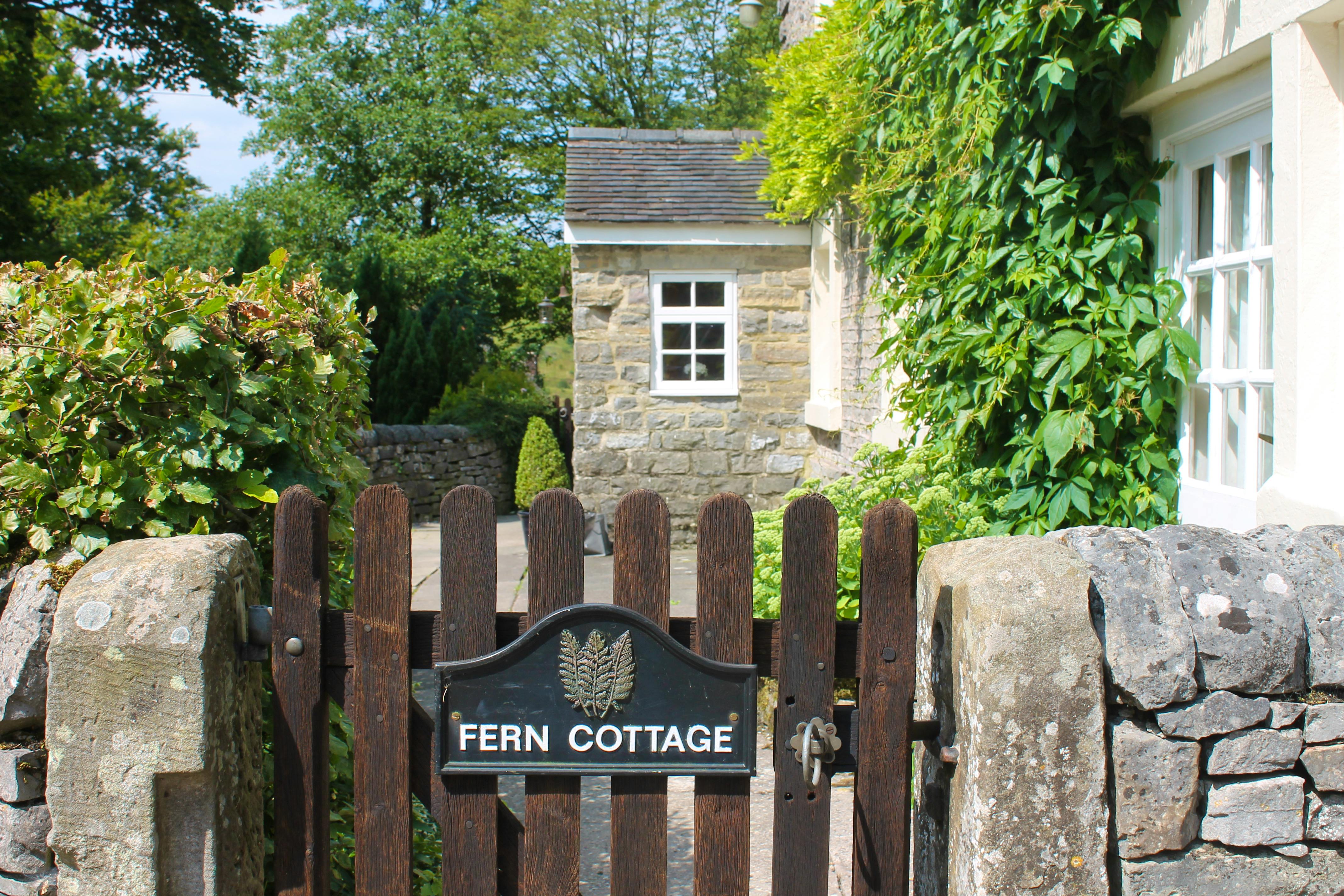 Fern Cottage - Country cottage in the Peak District National Park