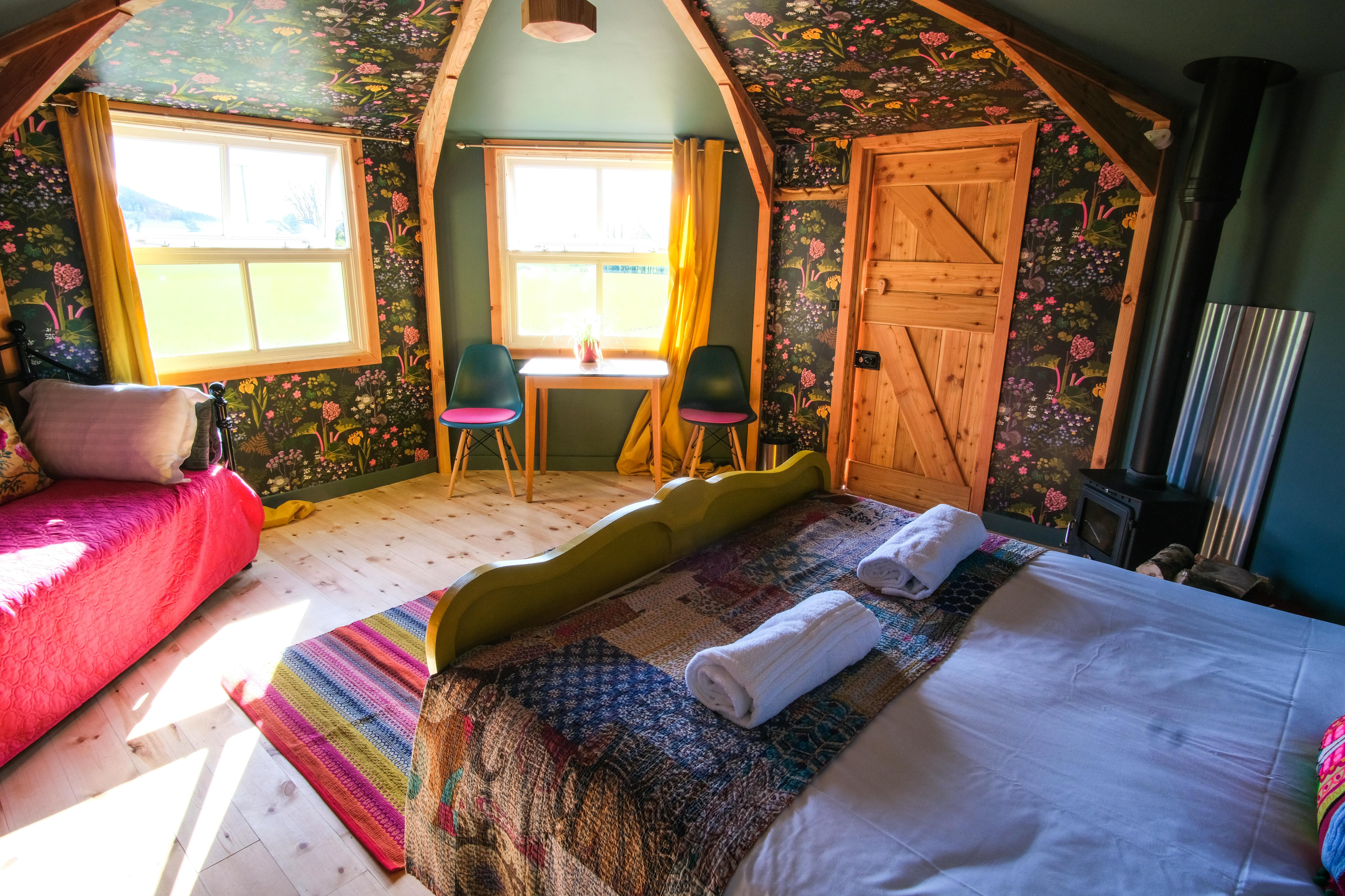 Wanderoo - A bijoux horse truck in the magnificent Brecon Beacons.