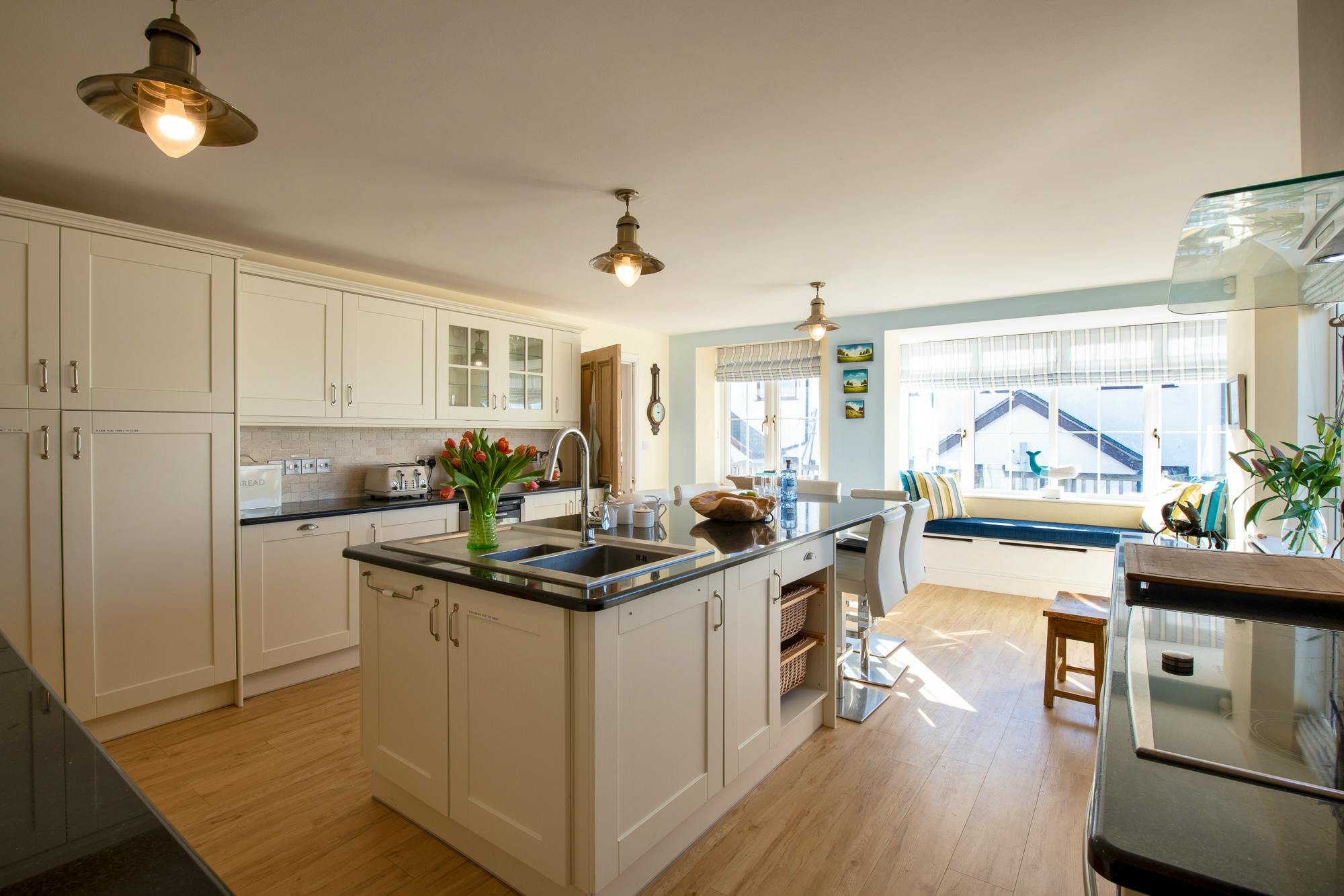 Ty Farm Retreat - Cosy North Wales cottage