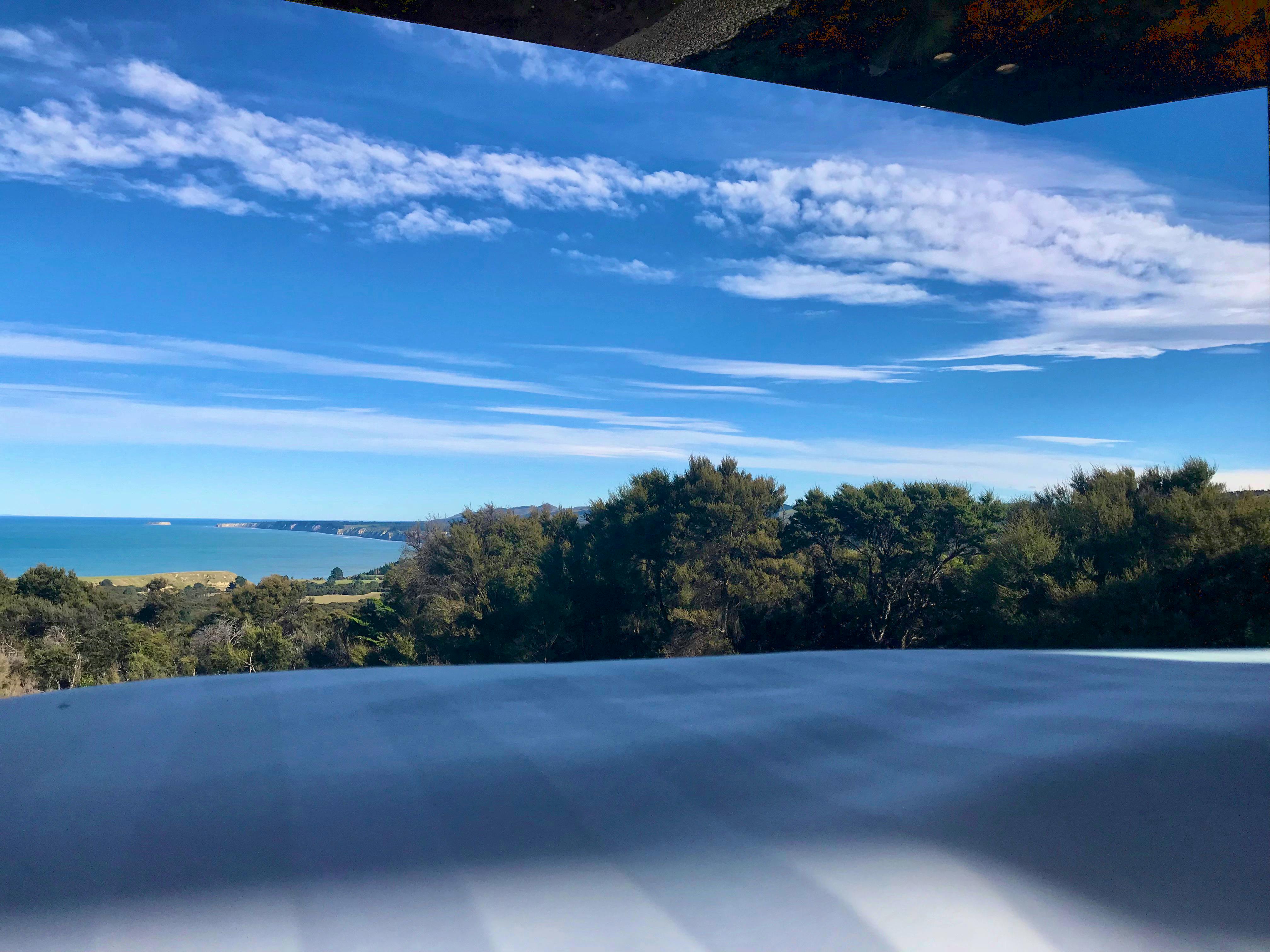 Manakau PurePod – glass pod for 2 in NZ with panoramic mountain views