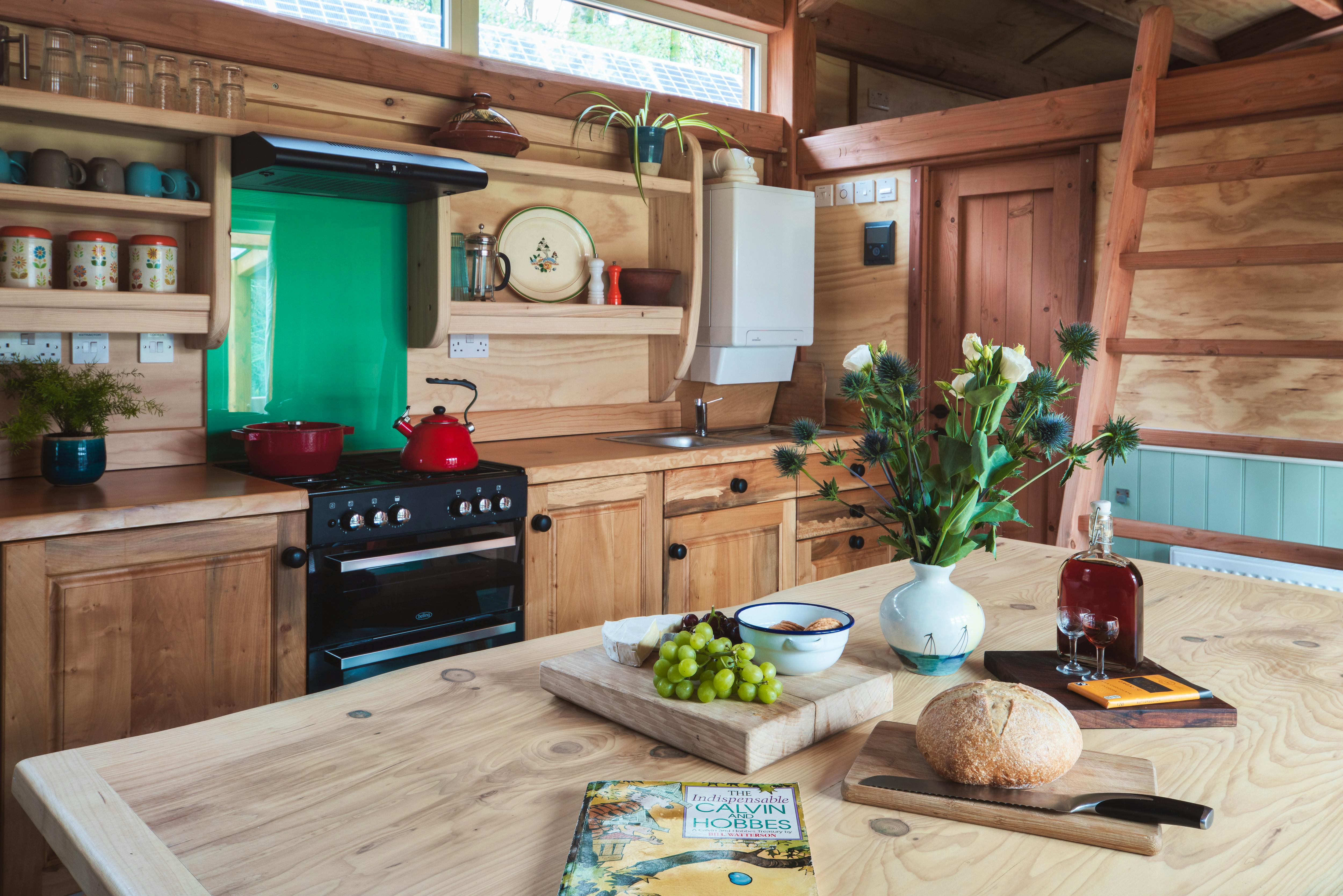 Devon Dens - Two gorgeous off-grid cabins in rural Devon