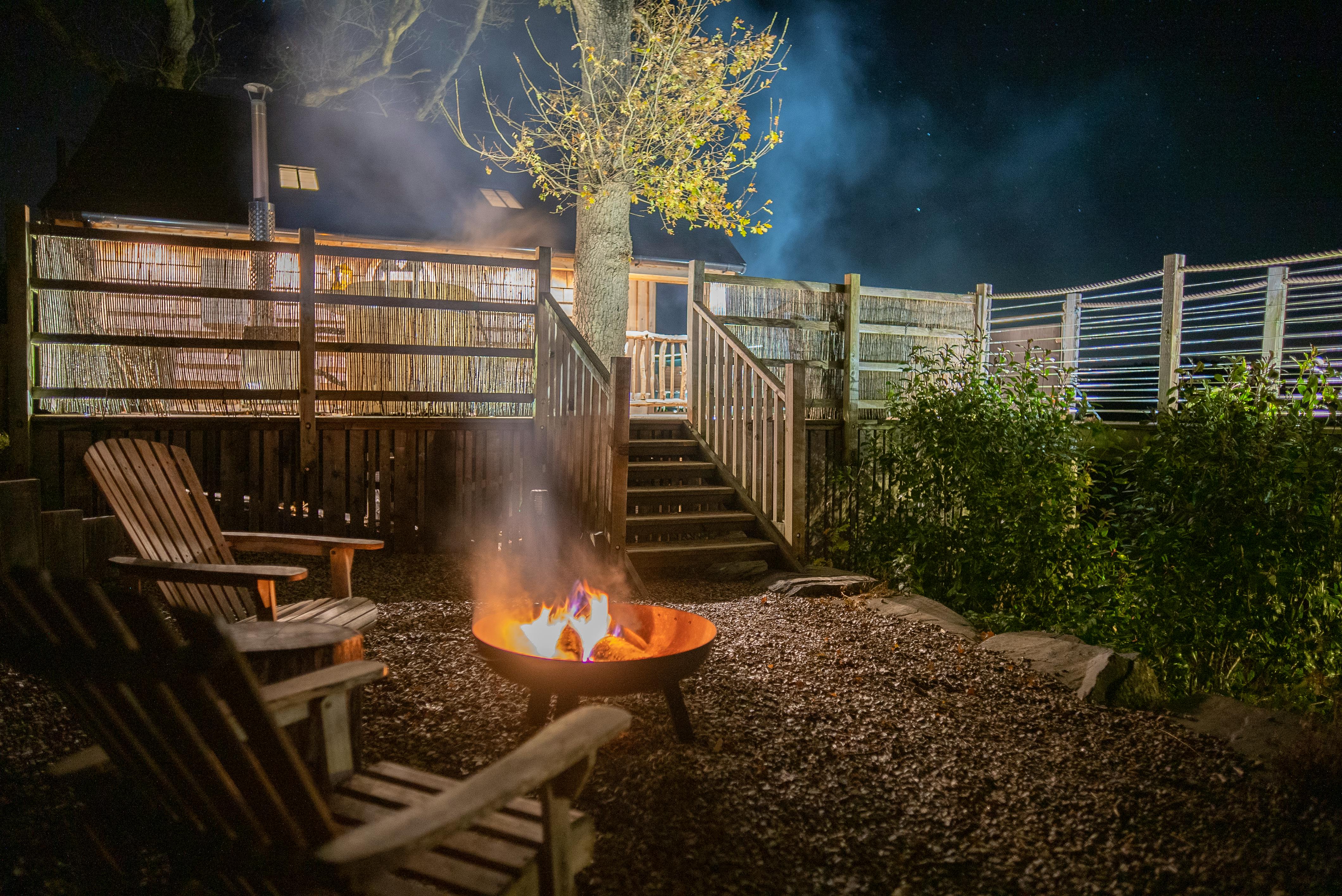 Heartwood Treehouse - a luxurious hot tub treehouse in rural Mid Wales.
