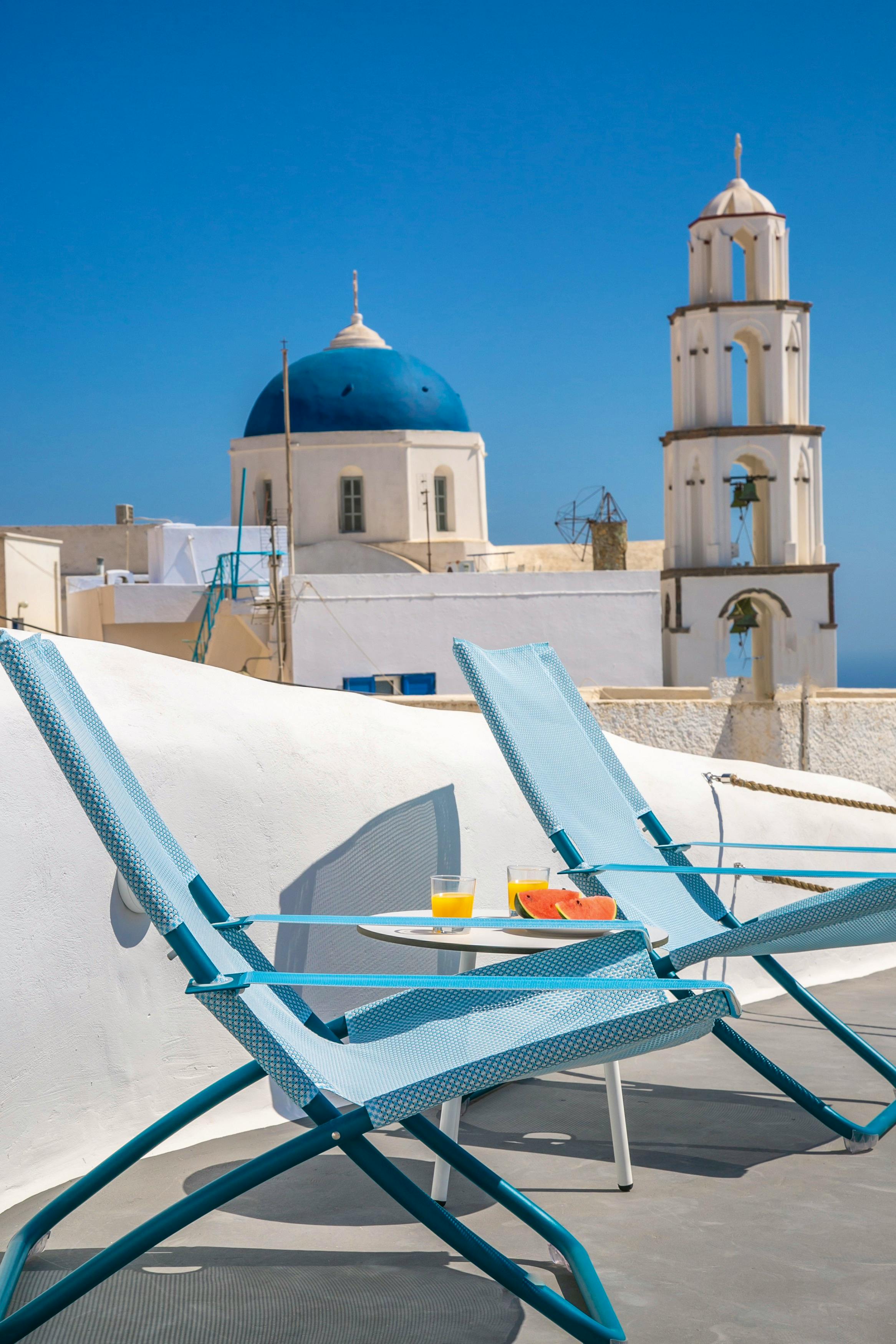 Demeter Cave House – A beautifully romantic retreat on the island of ...