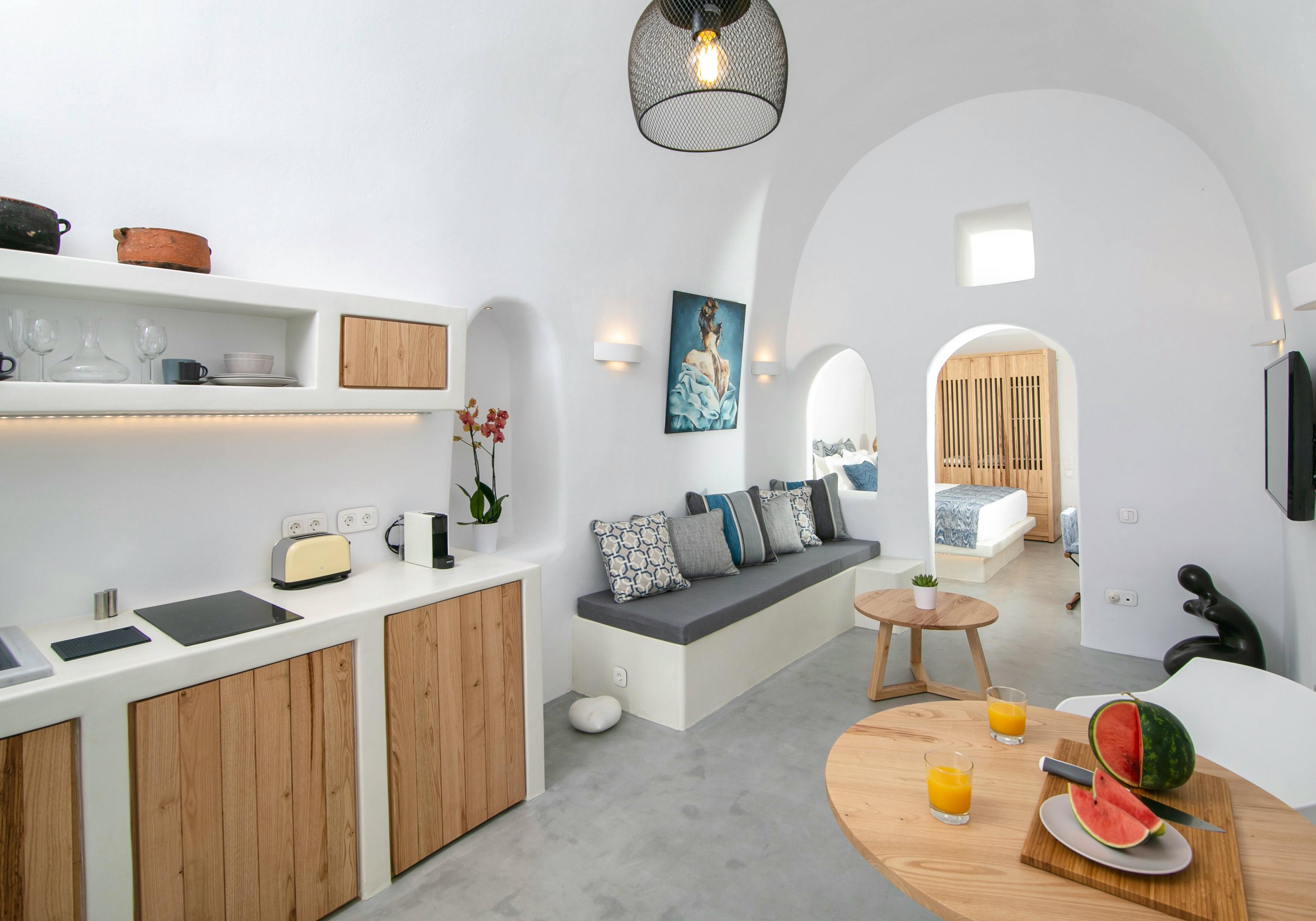 Demeter Cave House – A beautifully romantic retreat on the island of ...