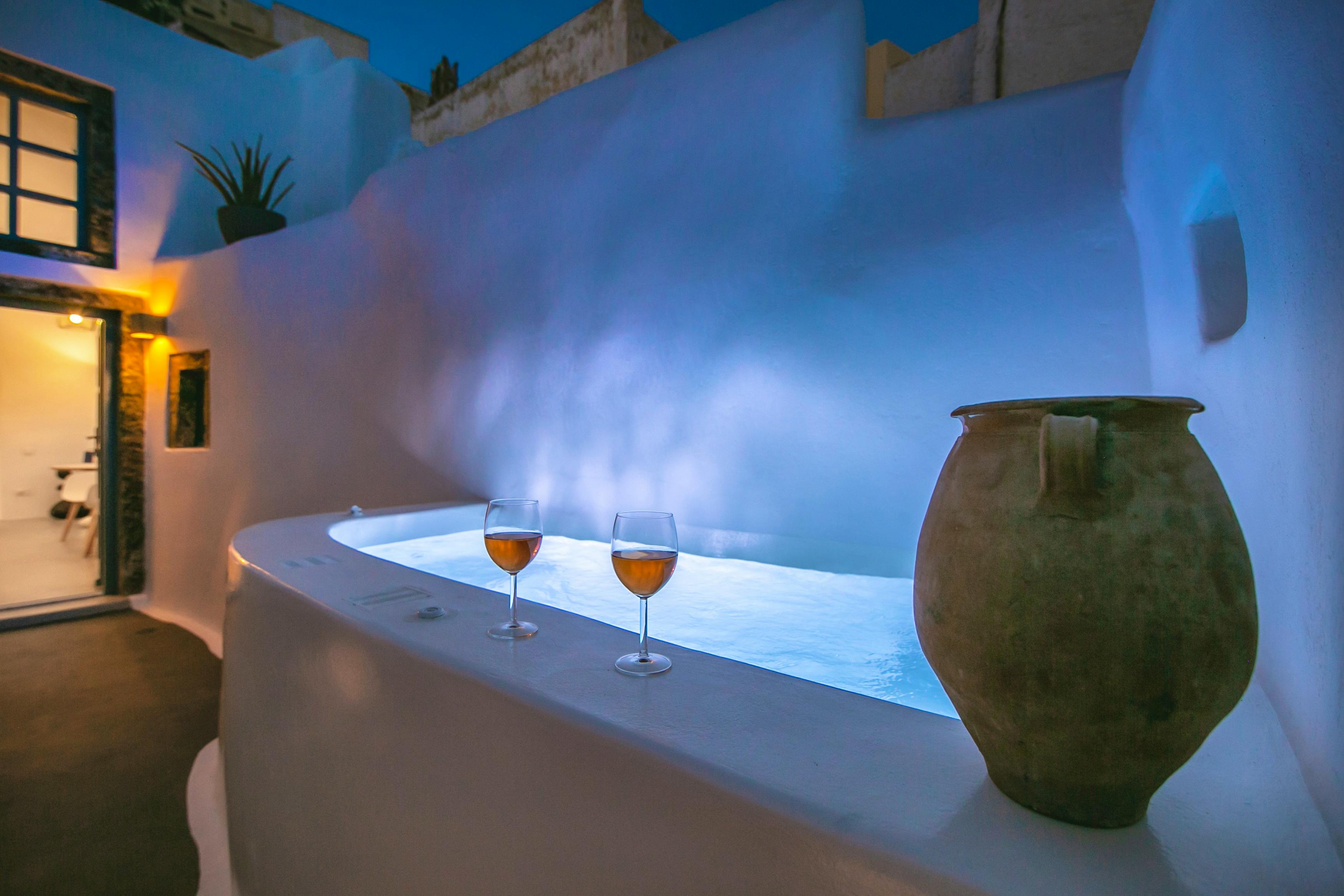 Demeter Cave House – A beautifully romantic retreat on the island of ...