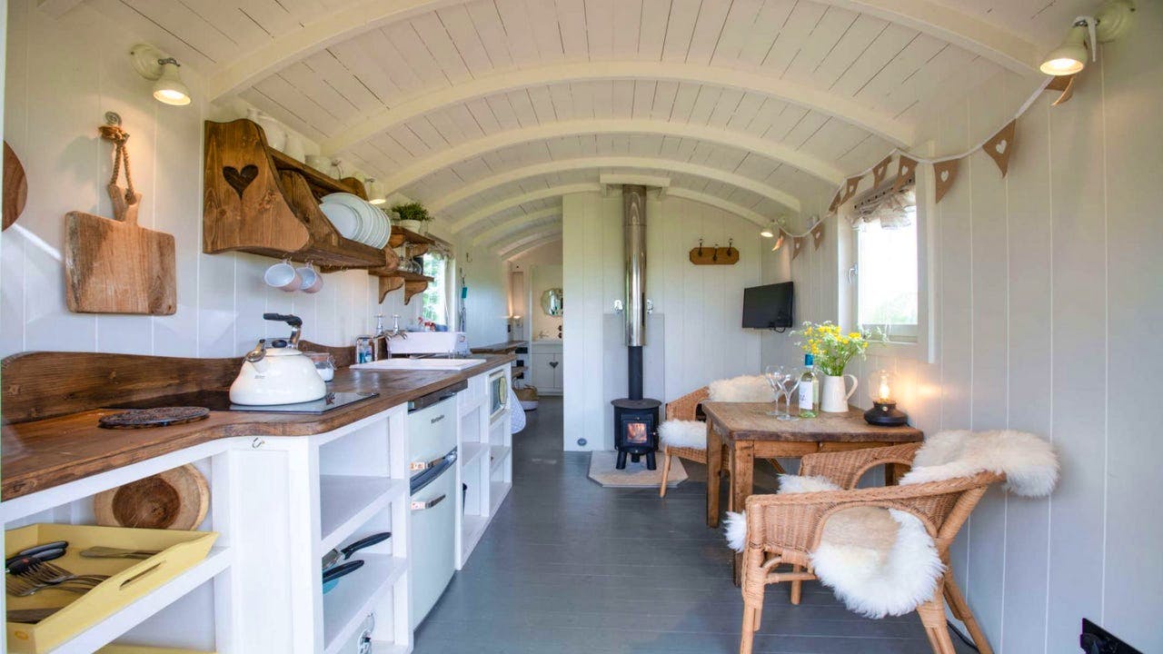 The Lodges at Feldon Valley - High end contemporary suites