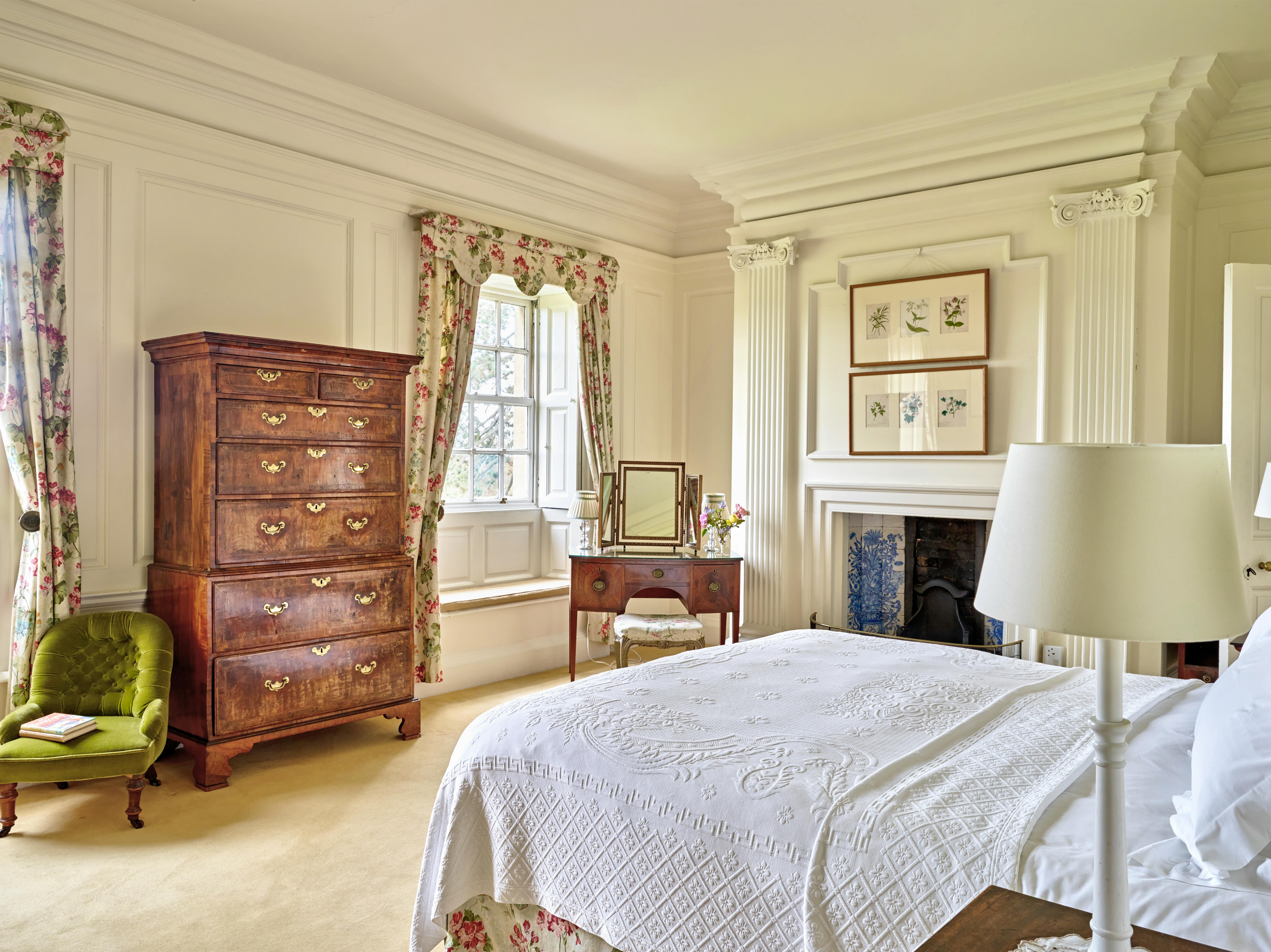 Frampton Court - Gorgeous Gloucestershire mansion