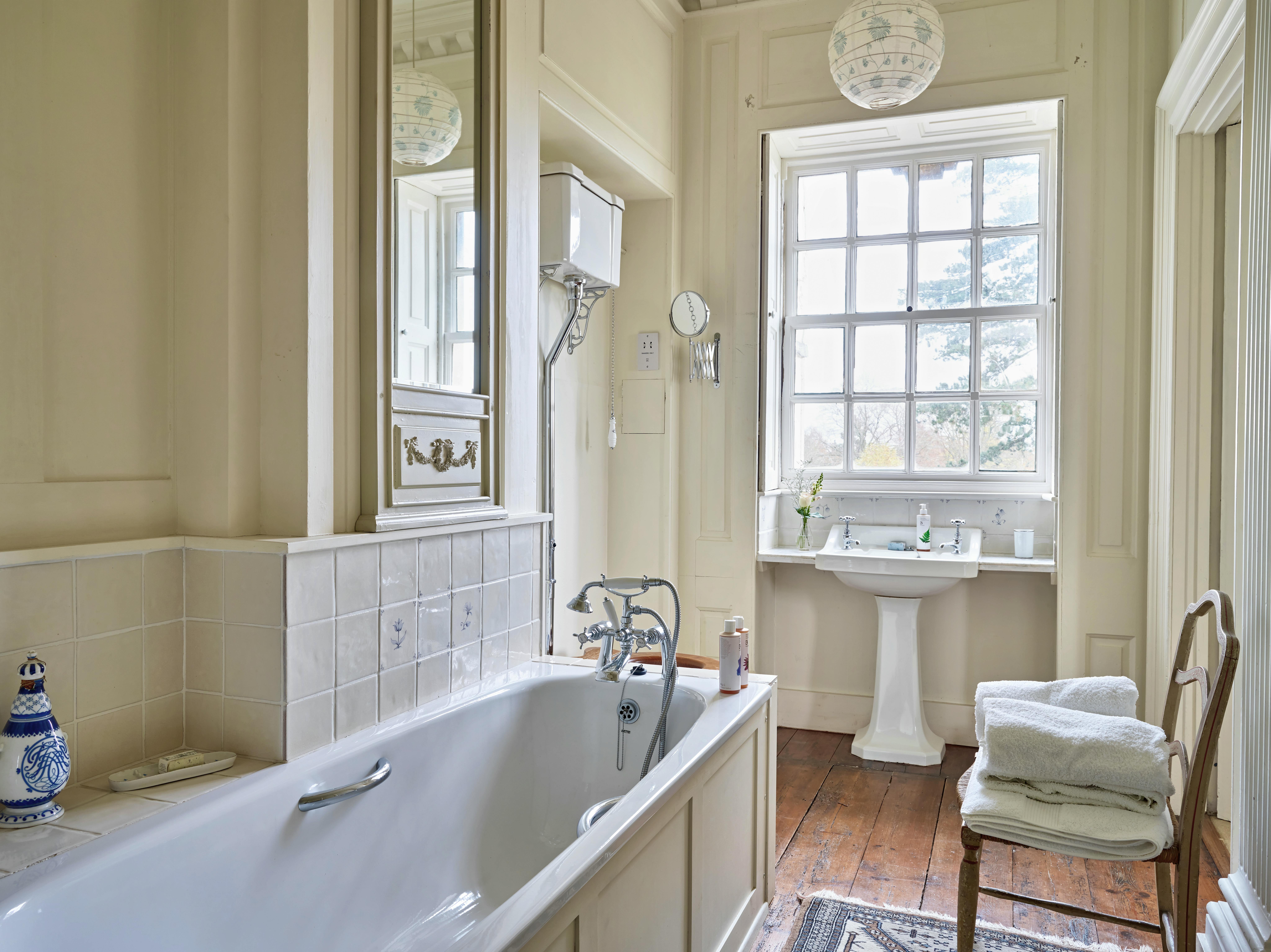 Frampton Court - Gorgeous Gloucestershire mansion