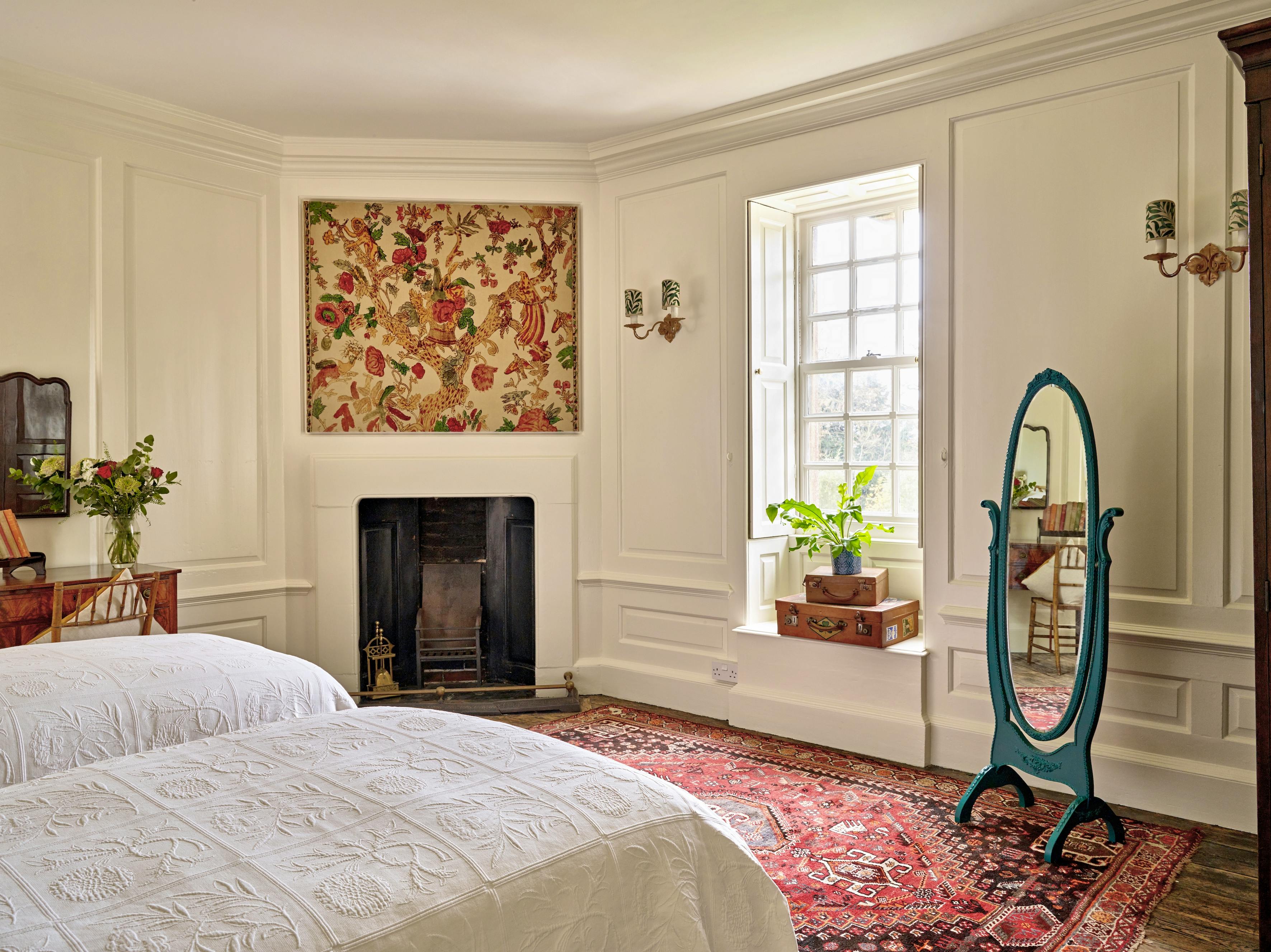 Frampton Court - Gorgeous Gloucestershire mansion