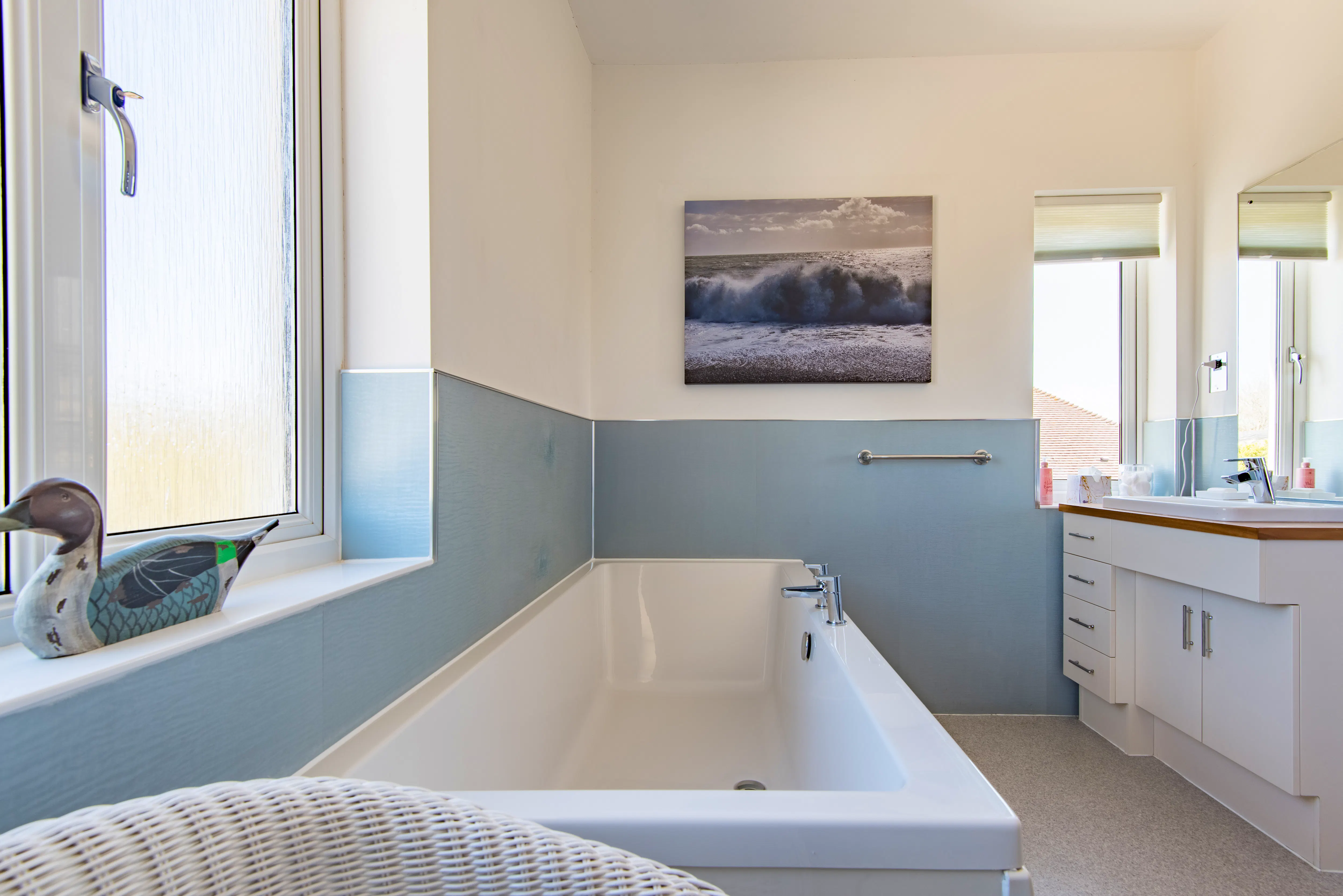 Sun Beach House - Fab beach house with amazing sea views