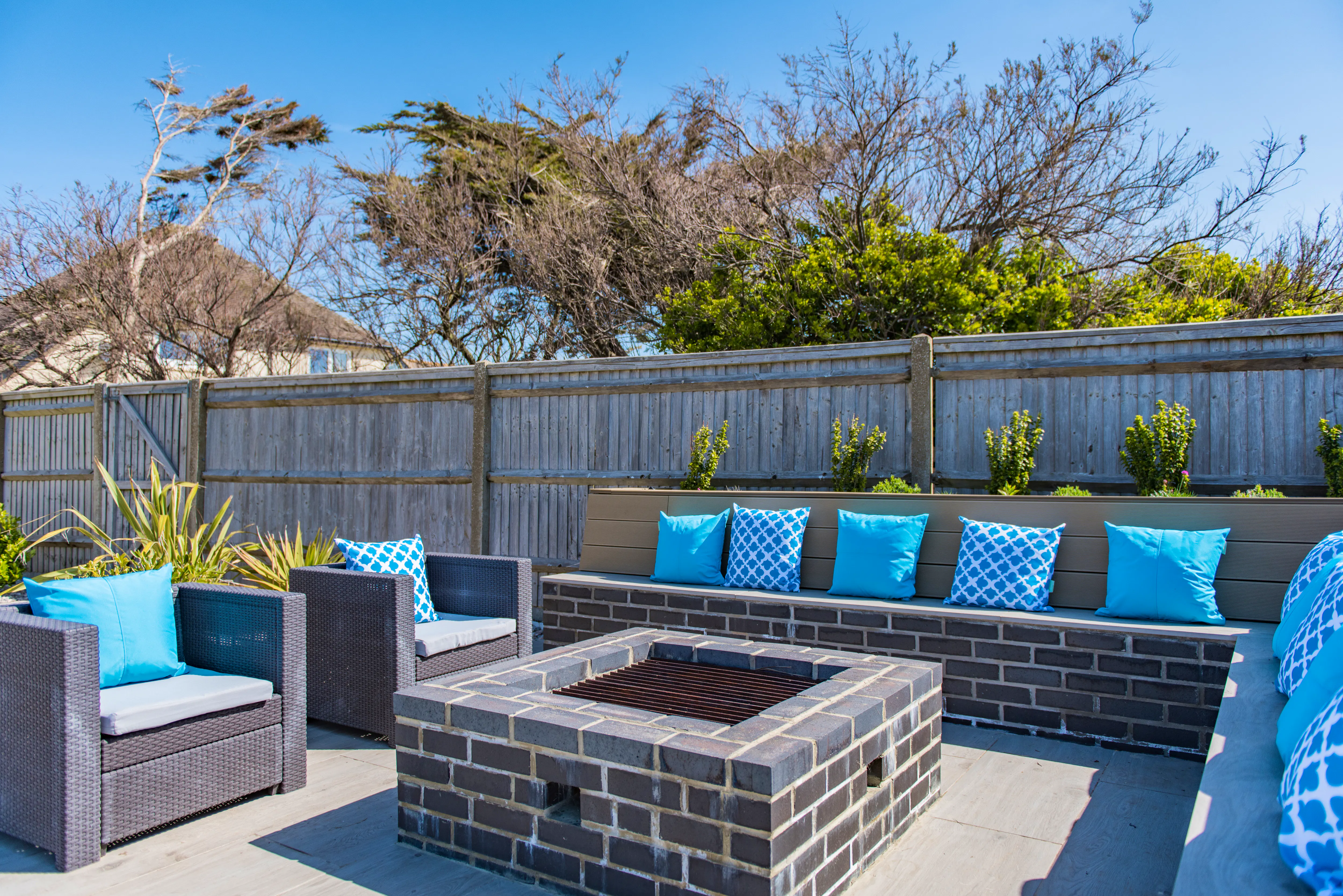 Sun Beach House - Fab beach house with amazing sea views