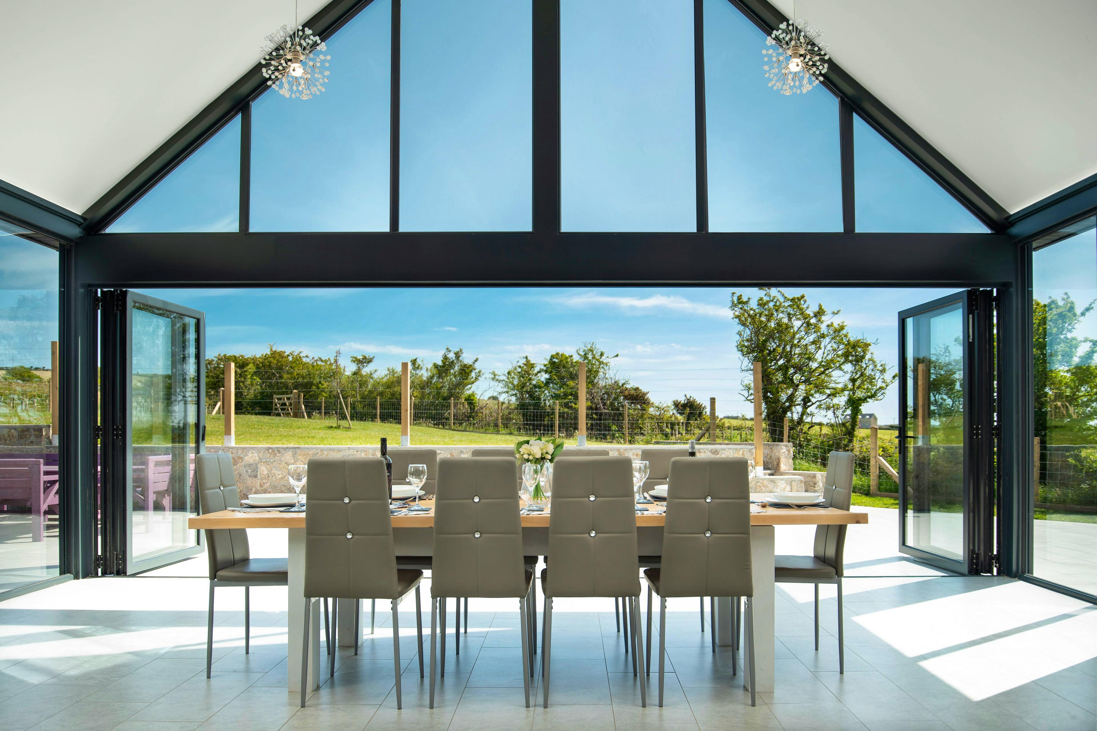 Ty Rhos Newydd - Five-bed holiday home in Pencraigwen, Anglesey