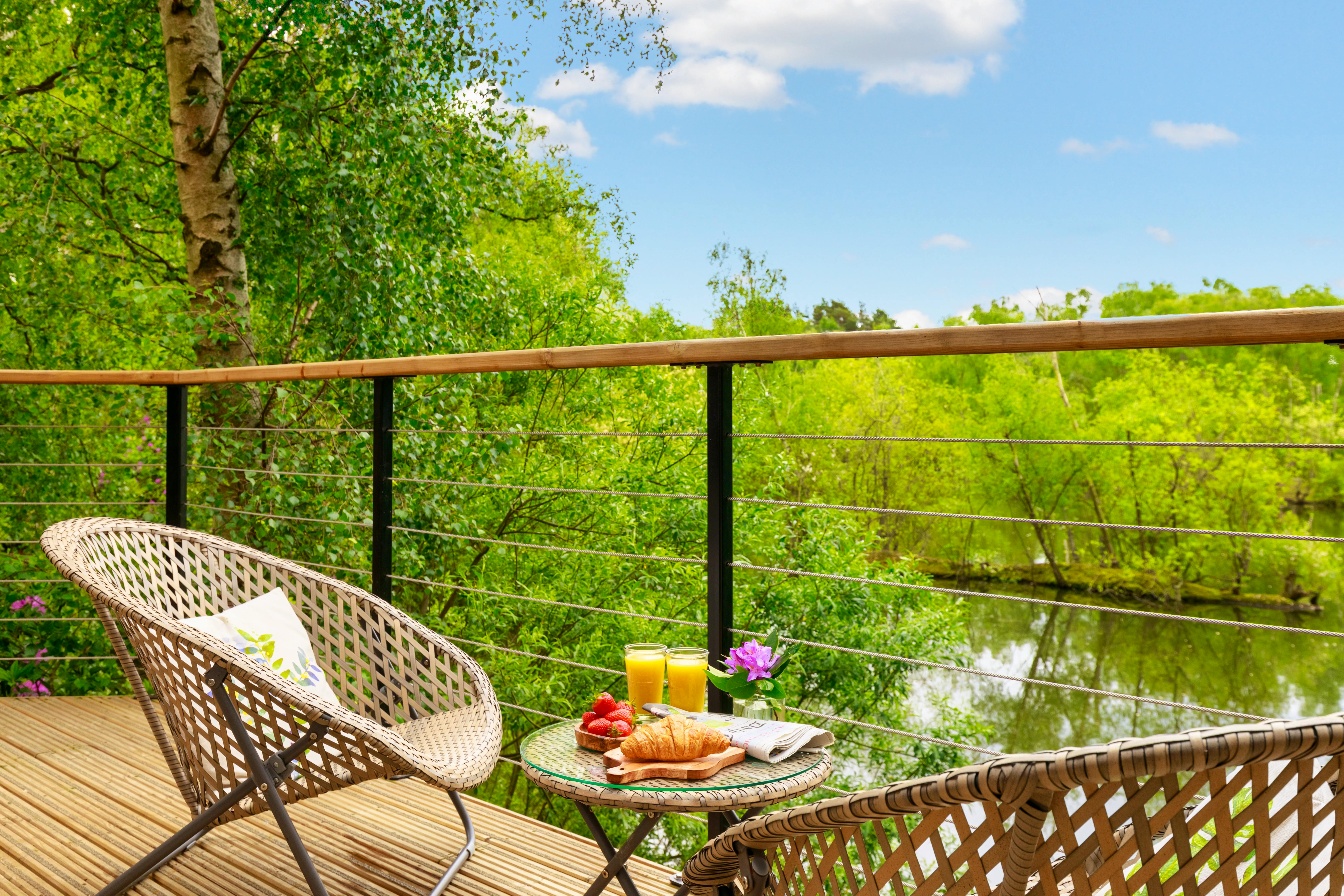 Treetop Hideaways -Treehouses for two in the Lincolnshire countryside
