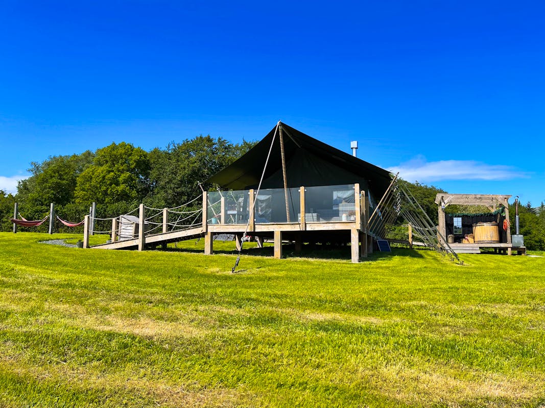 Dam View Lodges - Three luxury glamping lodges