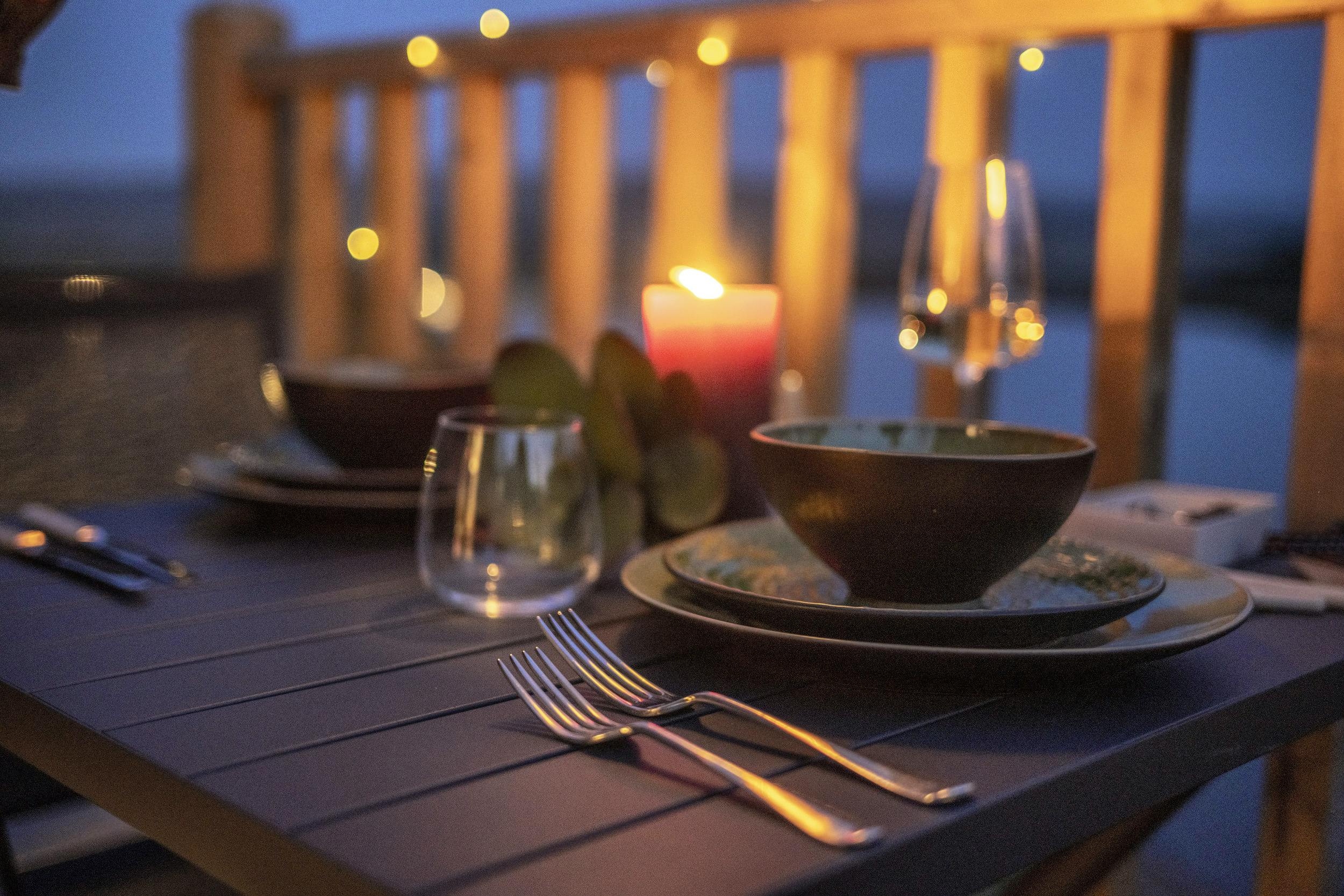 Tiny Home Borders - A quaint cabin in the throes of Rubers Law ...