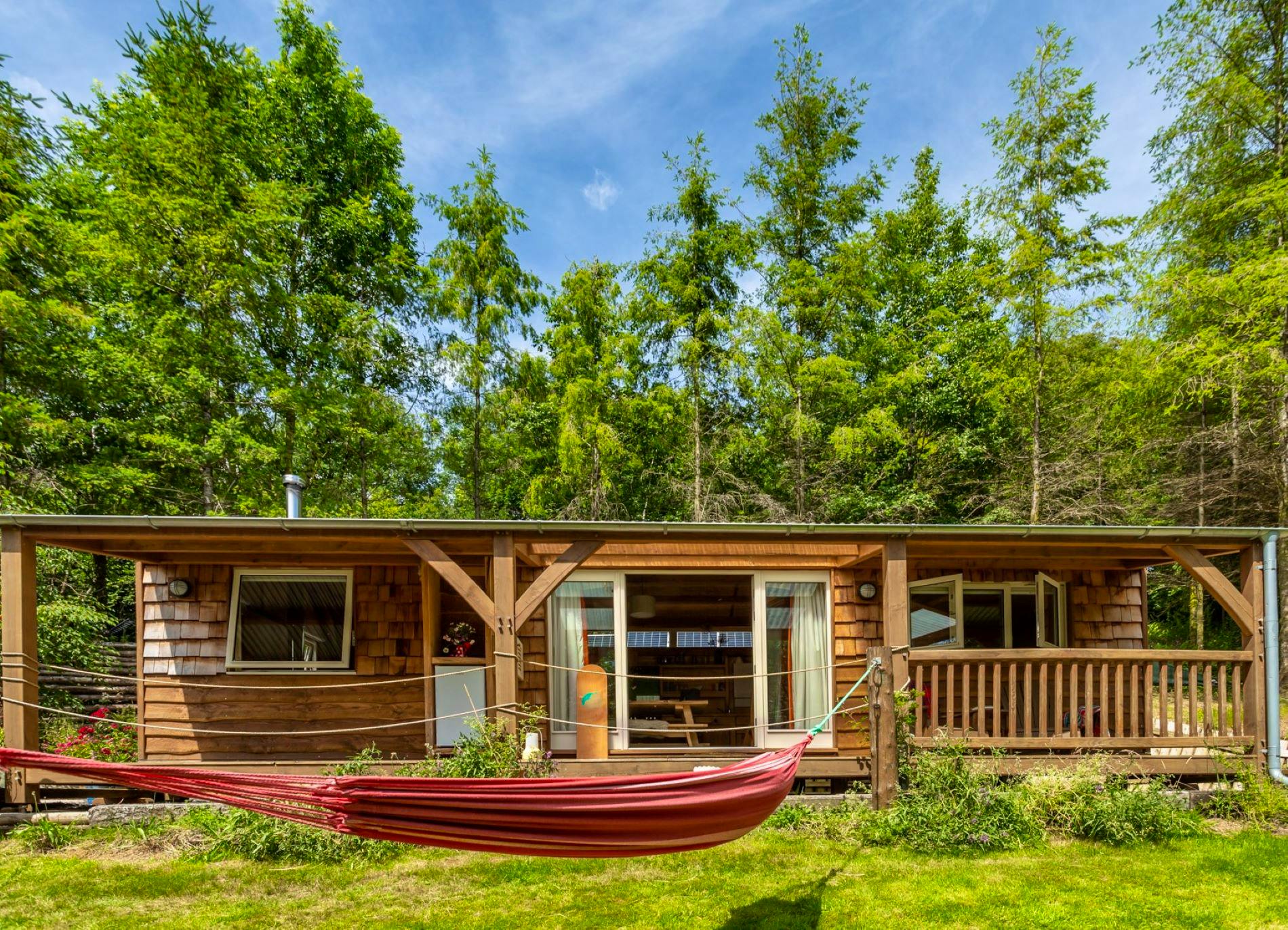 Devon Dens - Two gorgeous off-grid cabins in rural Devon