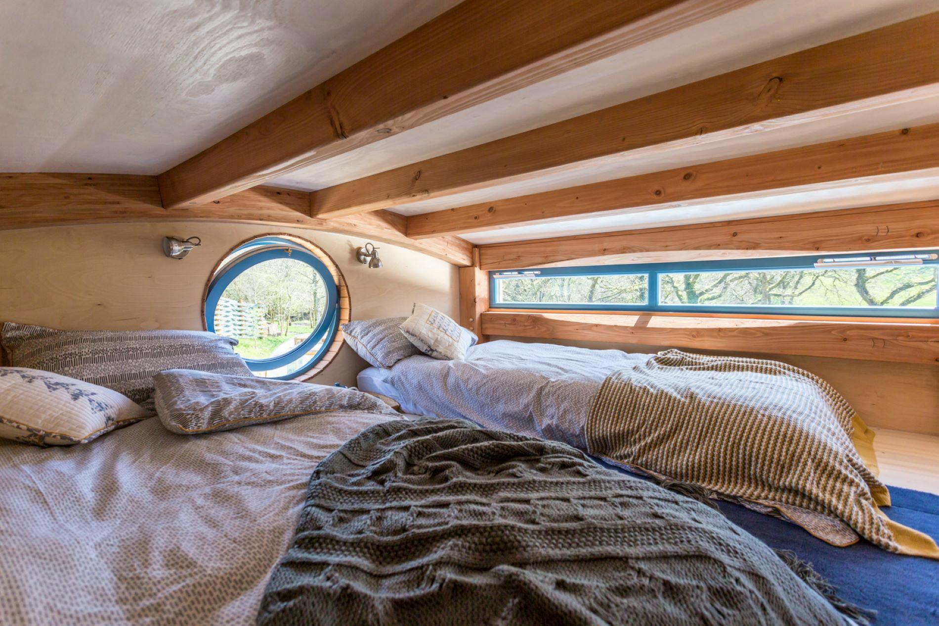 Devon Dens - Two gorgeous off-grid cabins in rural Devon