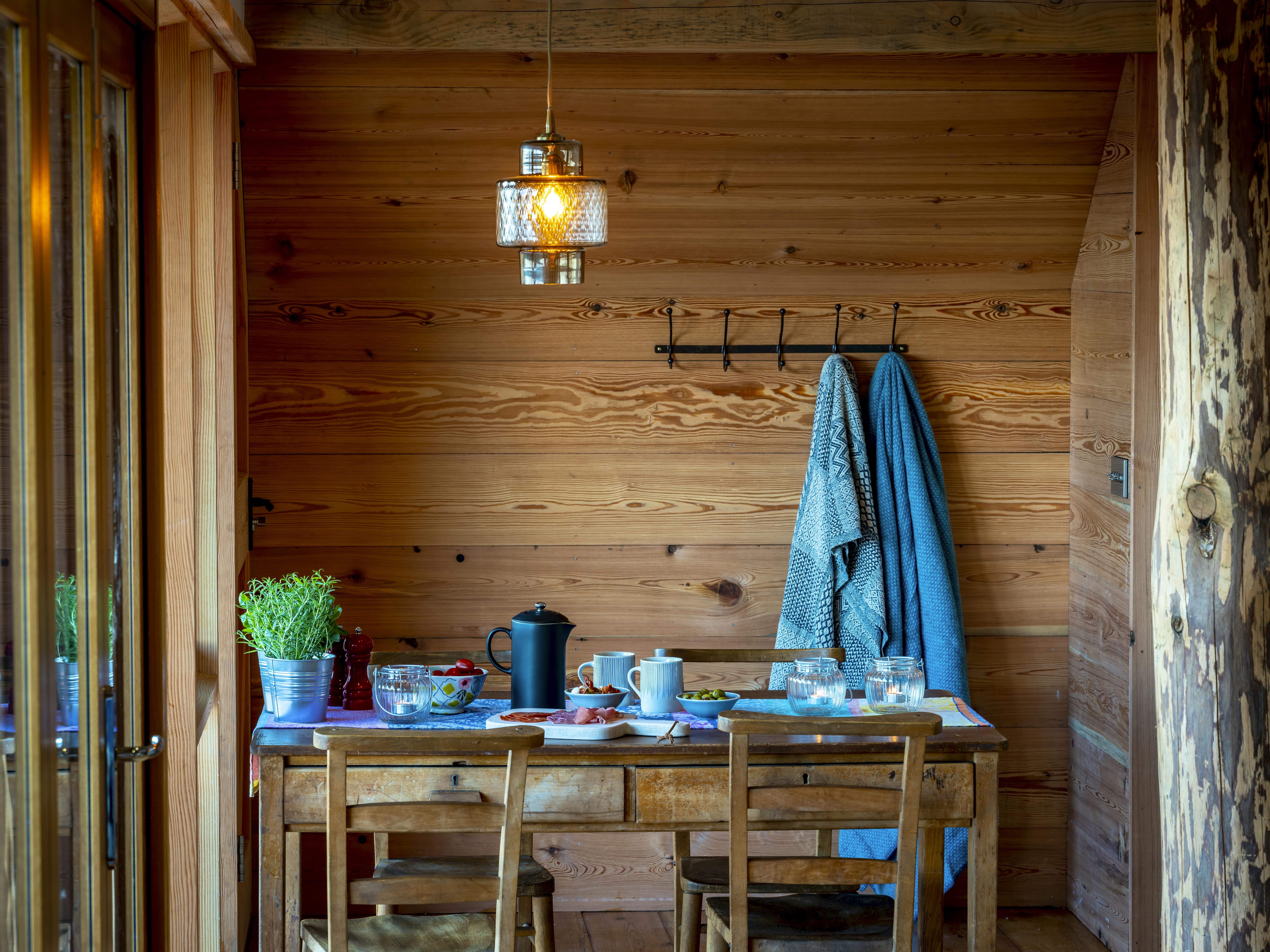 The Lookout Treehouse - Luxury Devon treehouse
