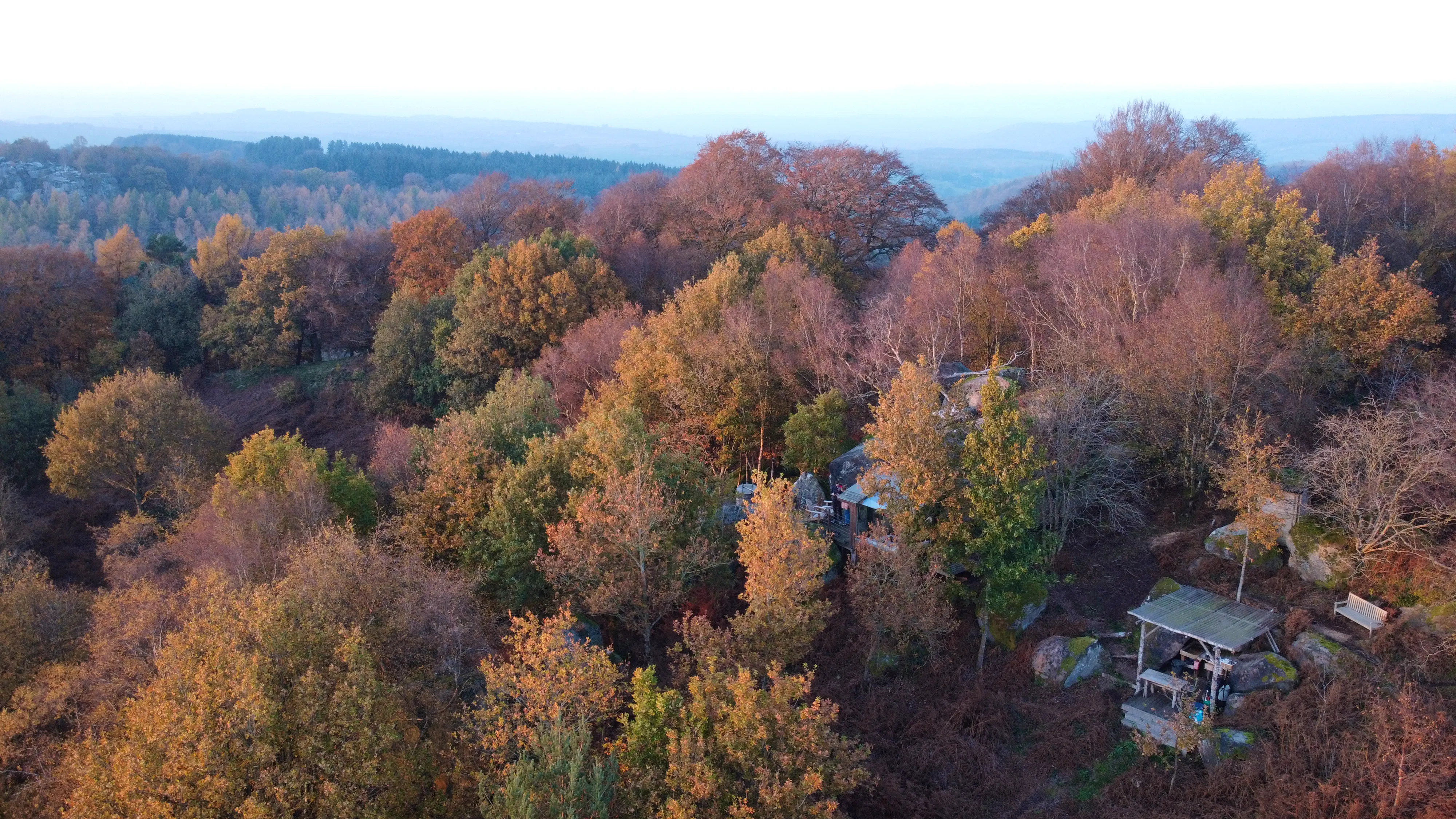Boulder Field Cabin - Rugged, romantic Peak District cabin