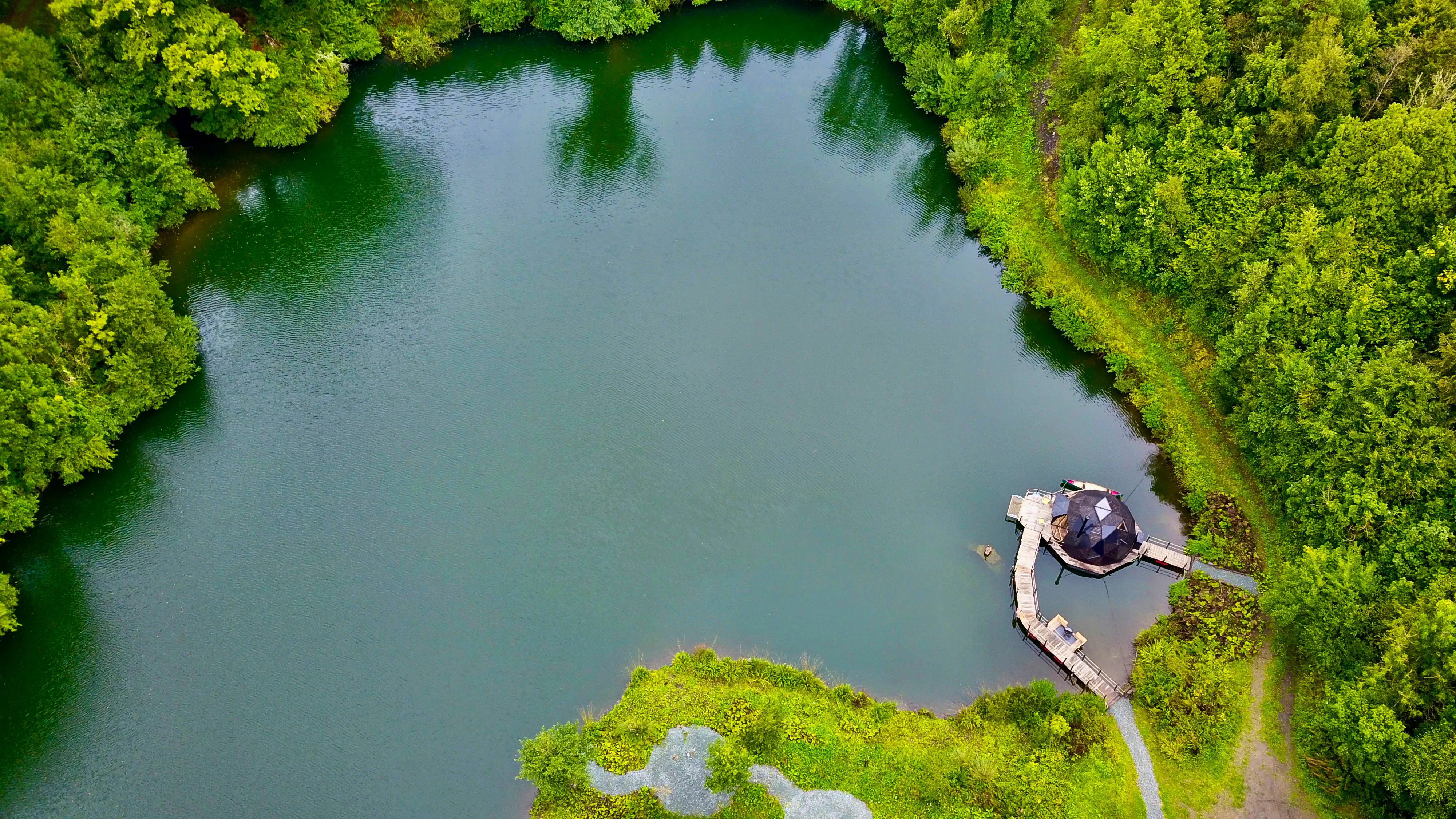 Lilypod - Floating pod in Devon