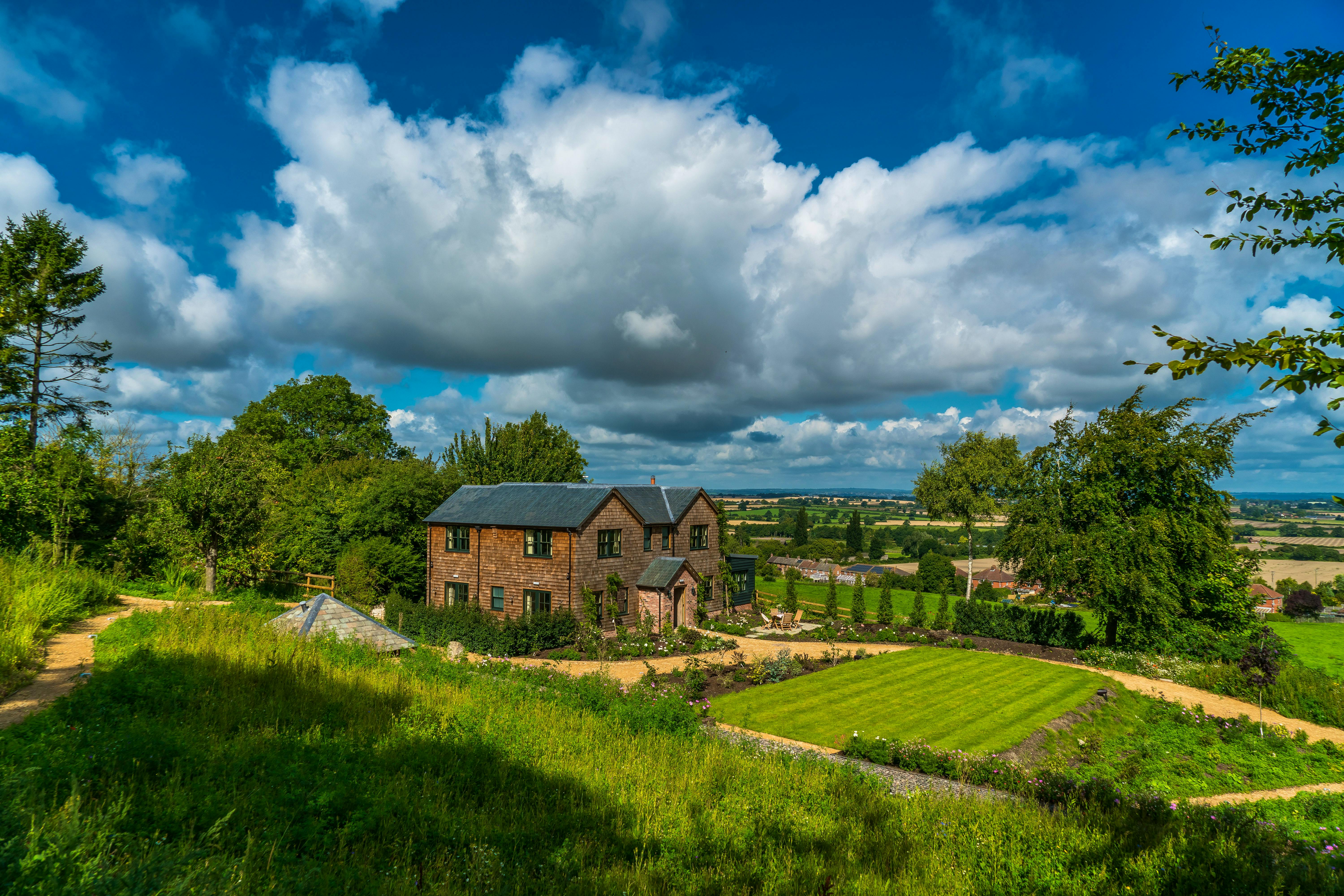 Hillside Cottage - Charming Wiltshire cottage