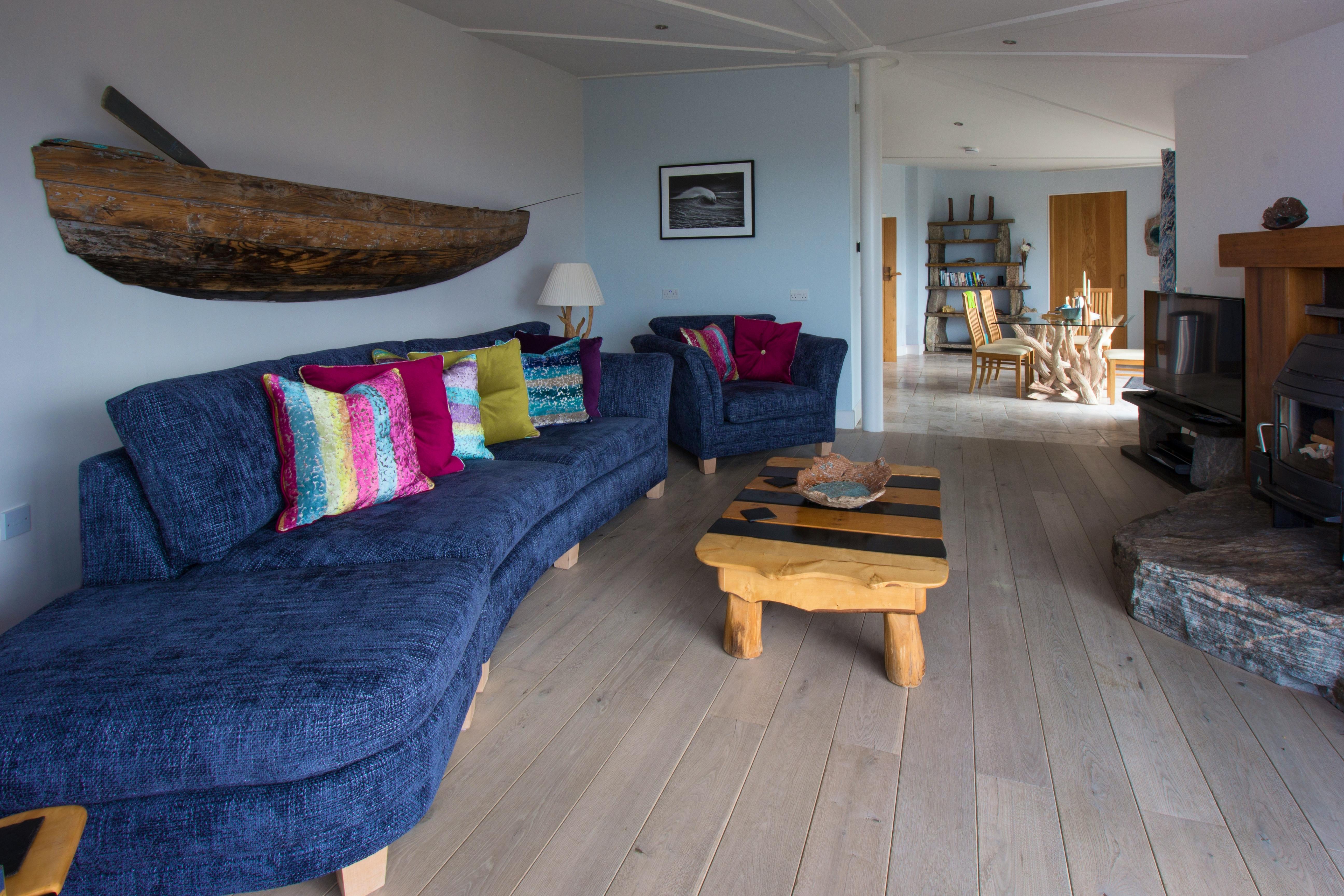 The Rock House - Unique home on Harris