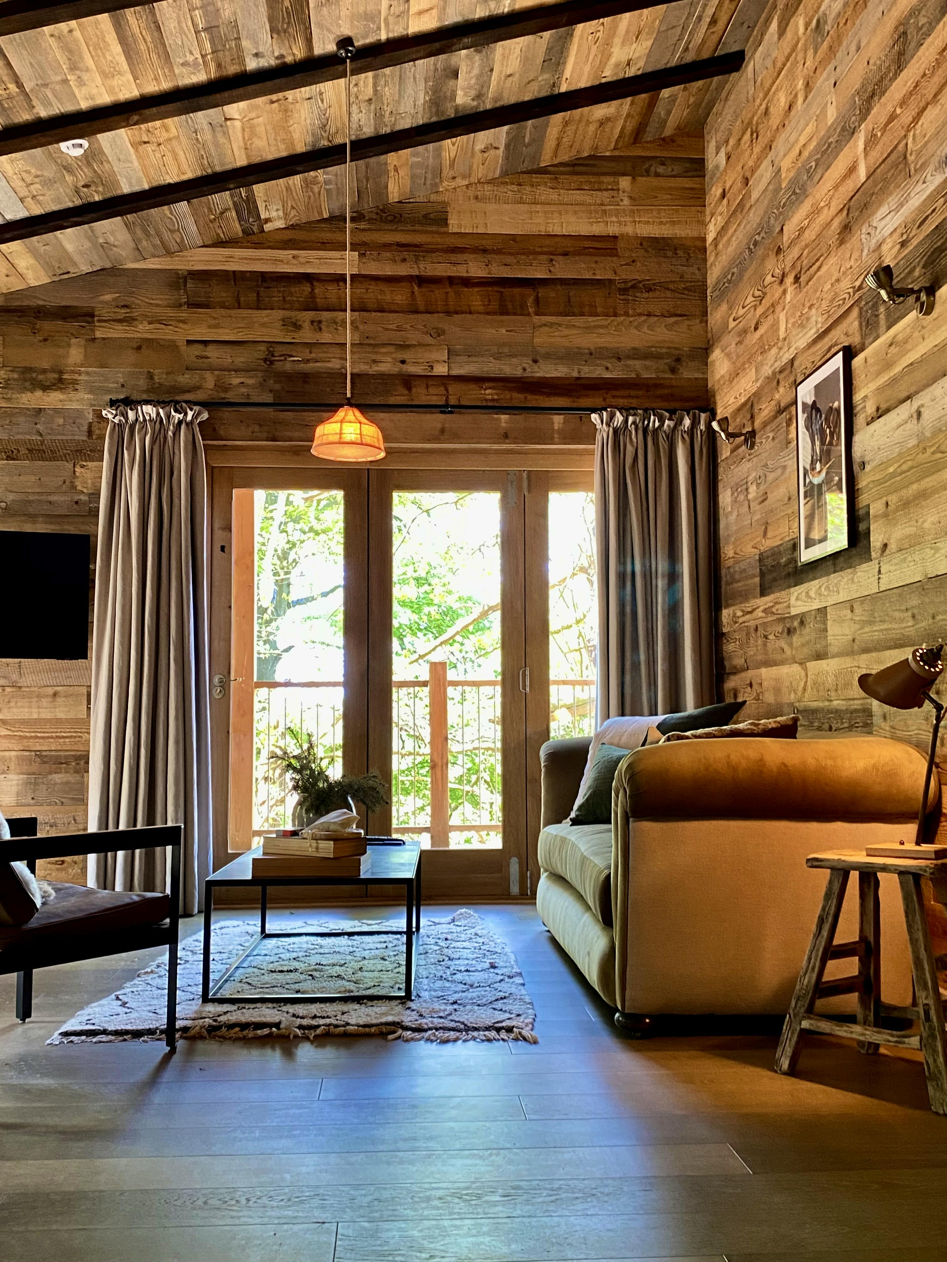 Tree House Retreats - Gorgeous treehouses in West Sussex