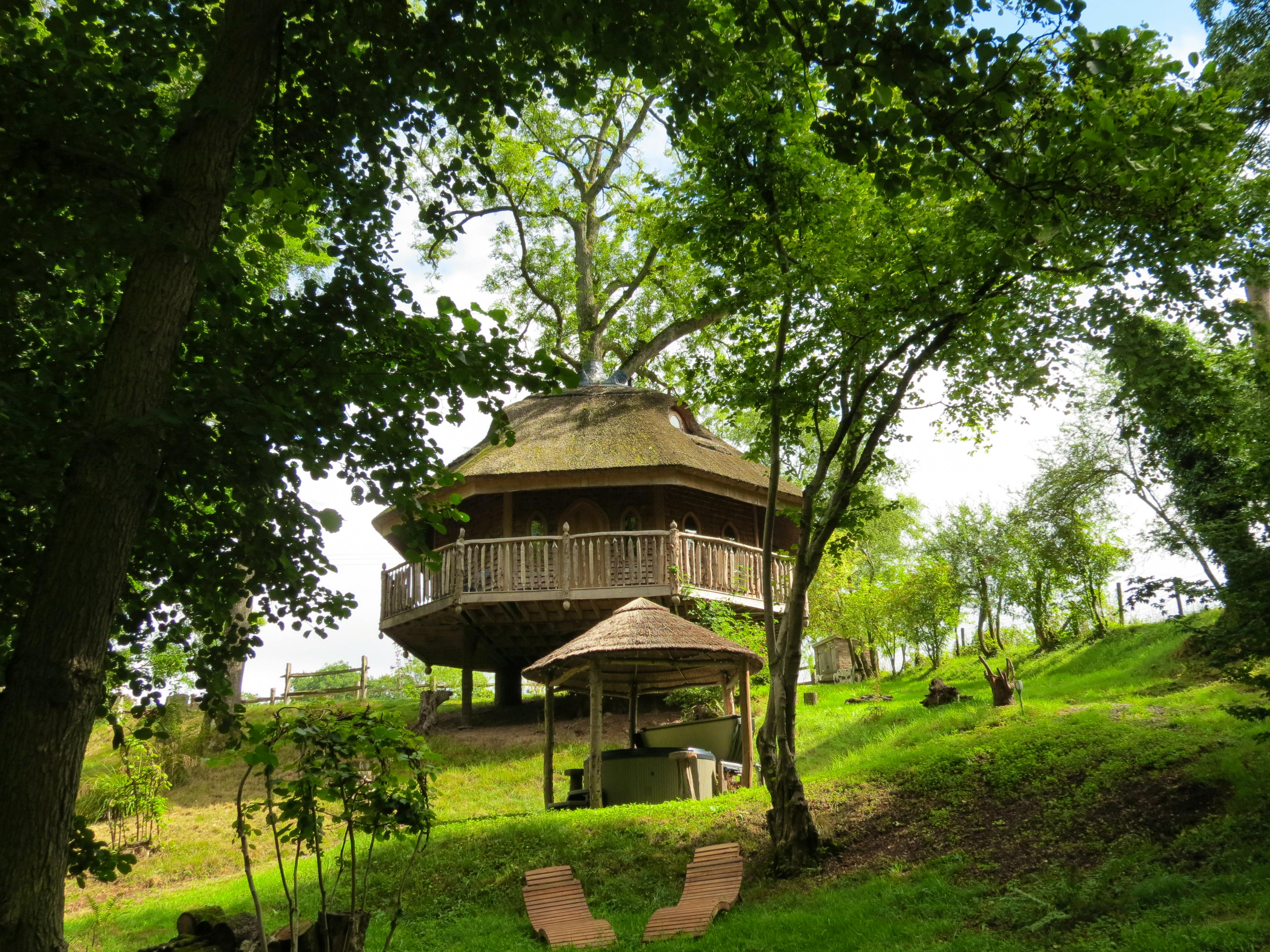 Treeopia - Luxury treehouses in Worcestershire