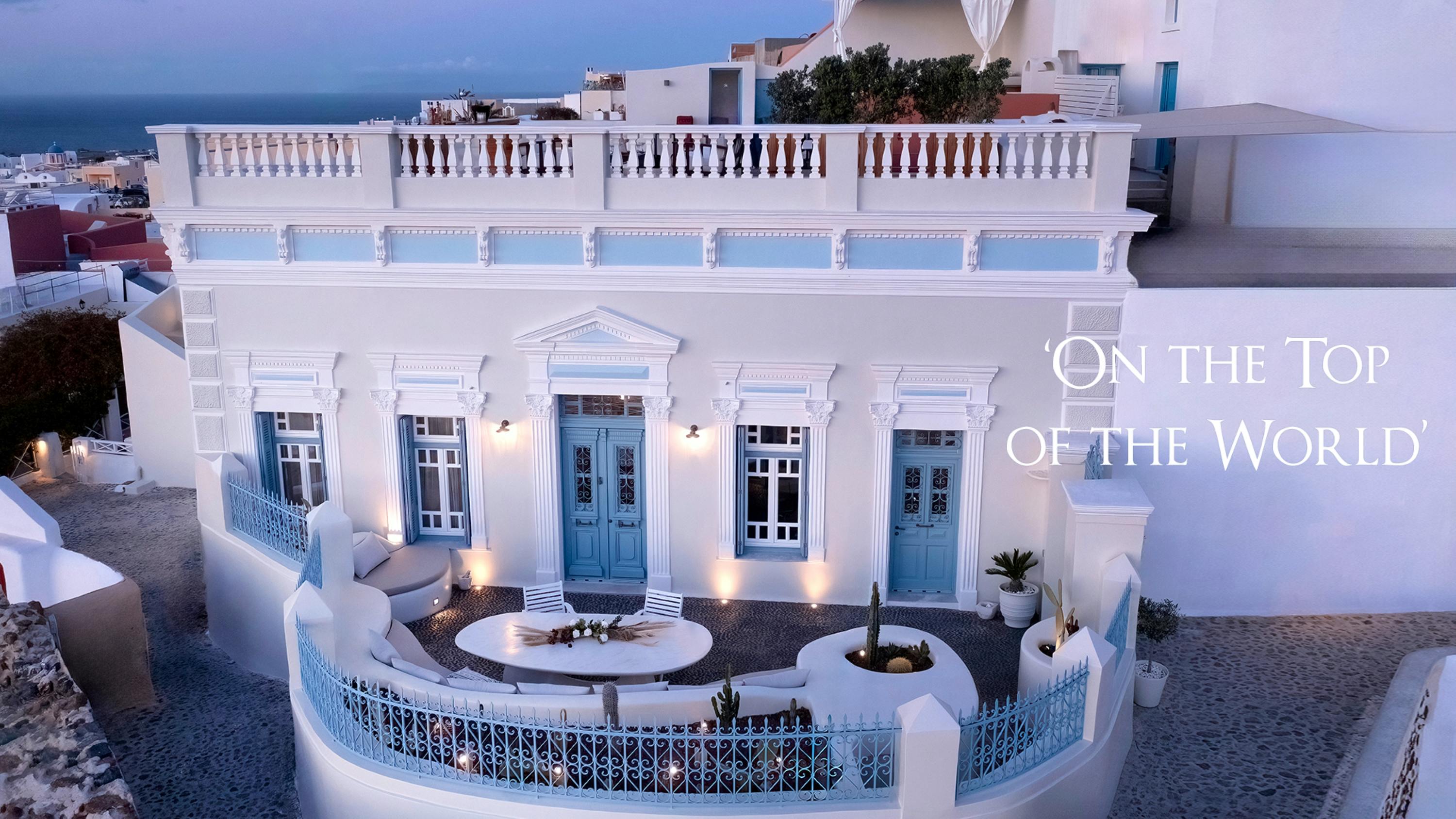 Oia Mansion - Luxurious property in Santorini