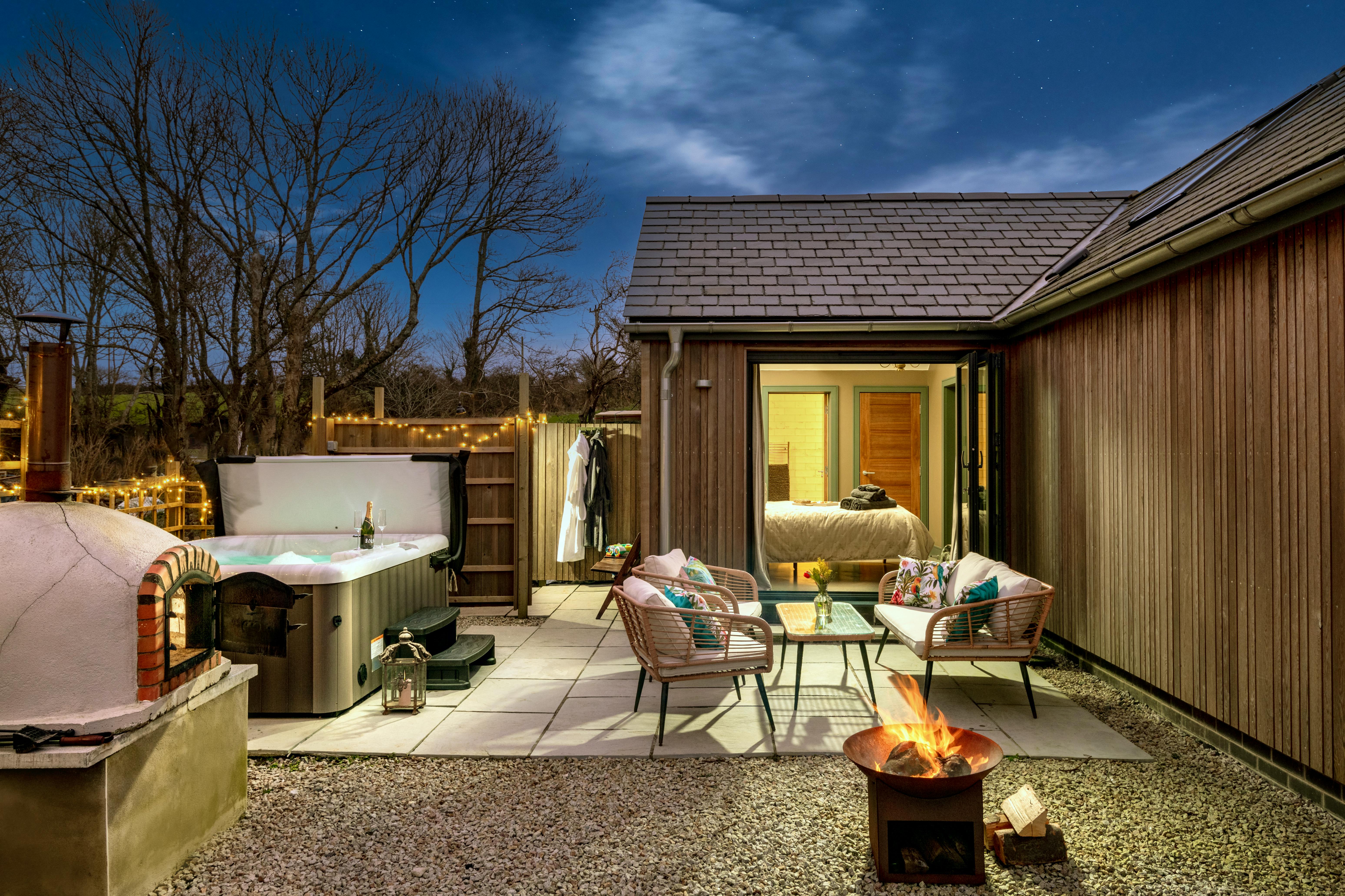 Unusual places to stay and unique holiday accommodation - Coolstays