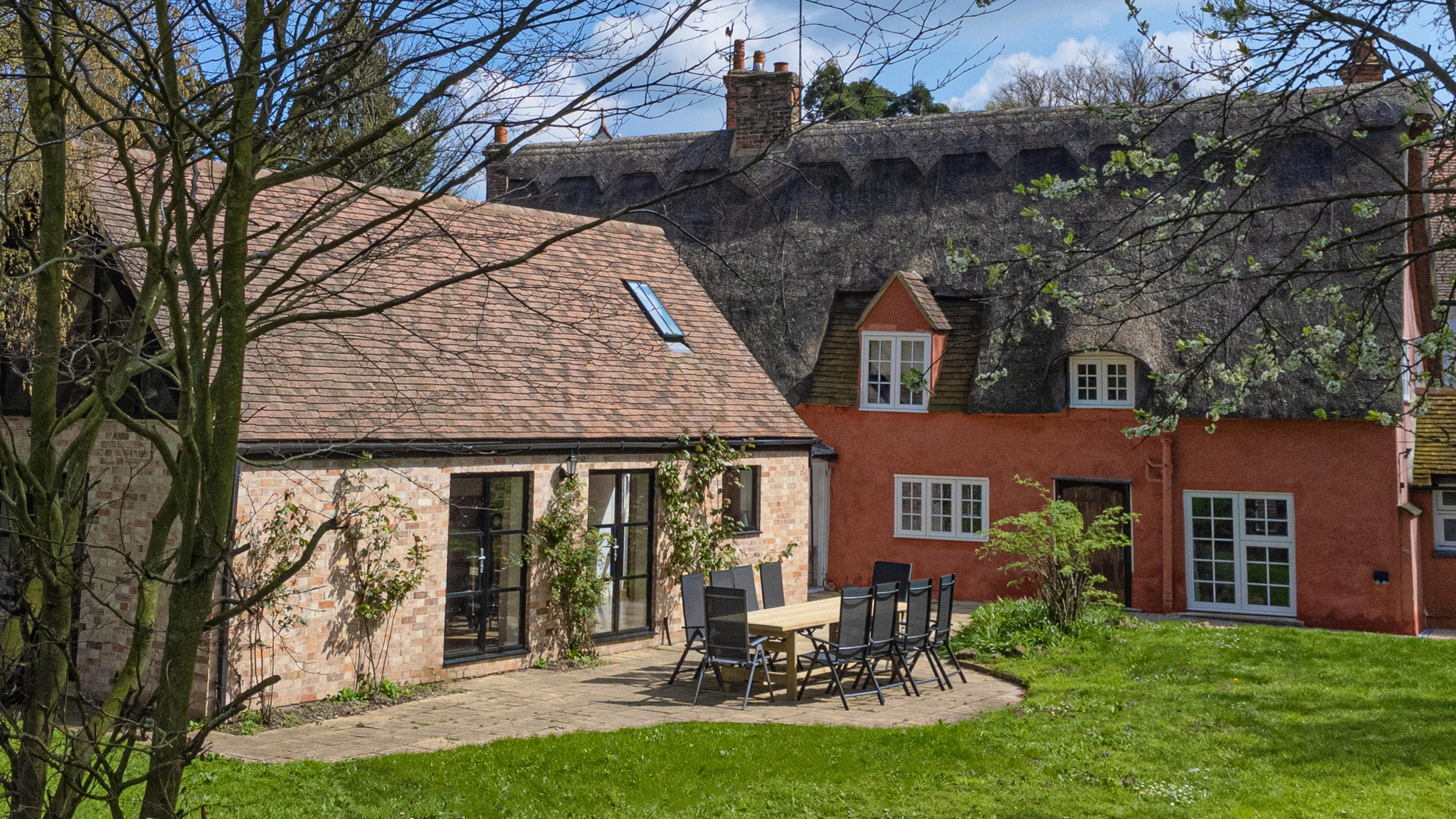 Unusual places to stay and unique holiday accommodation - Coolstays