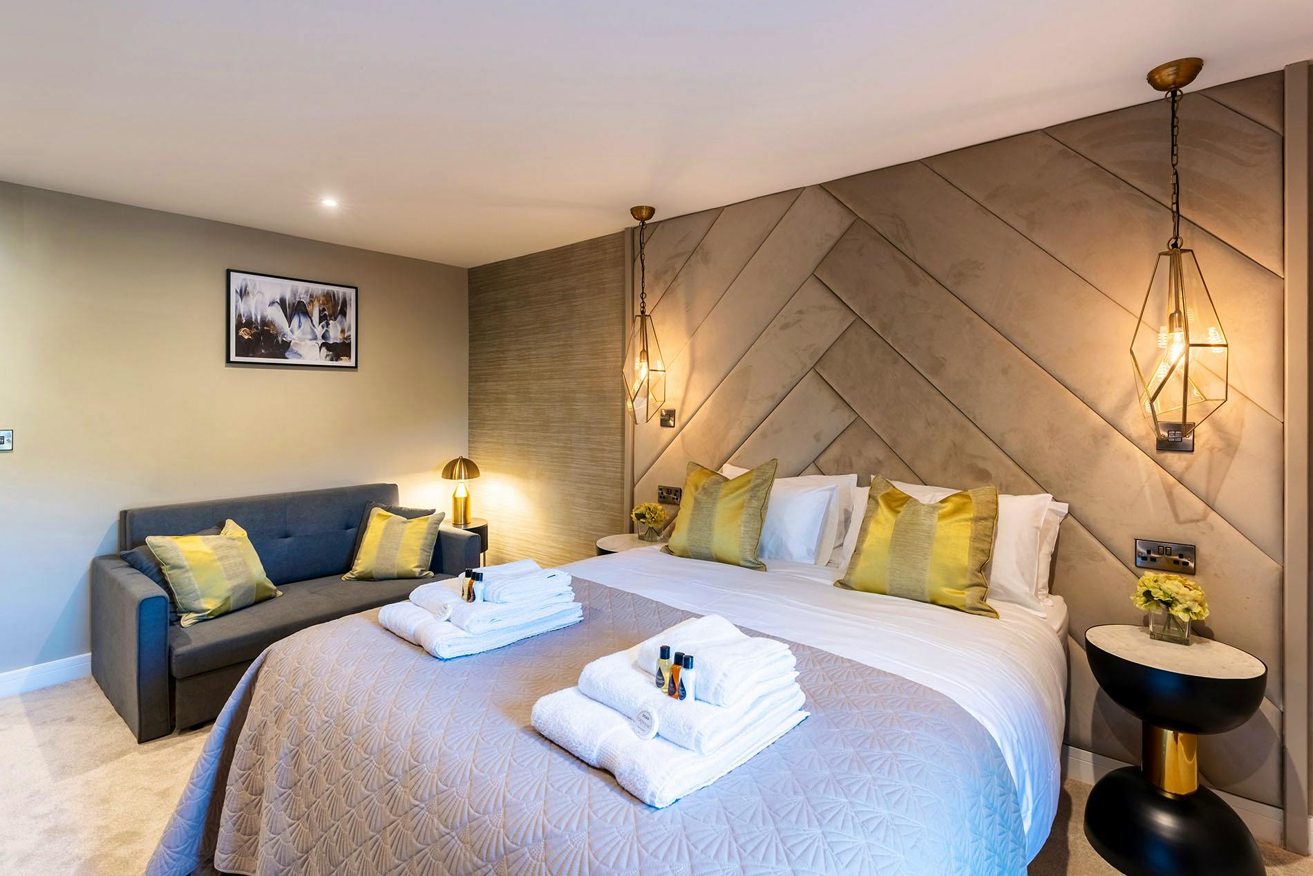 Clwyd Gate Manor - Deluxe group home in Ruthin