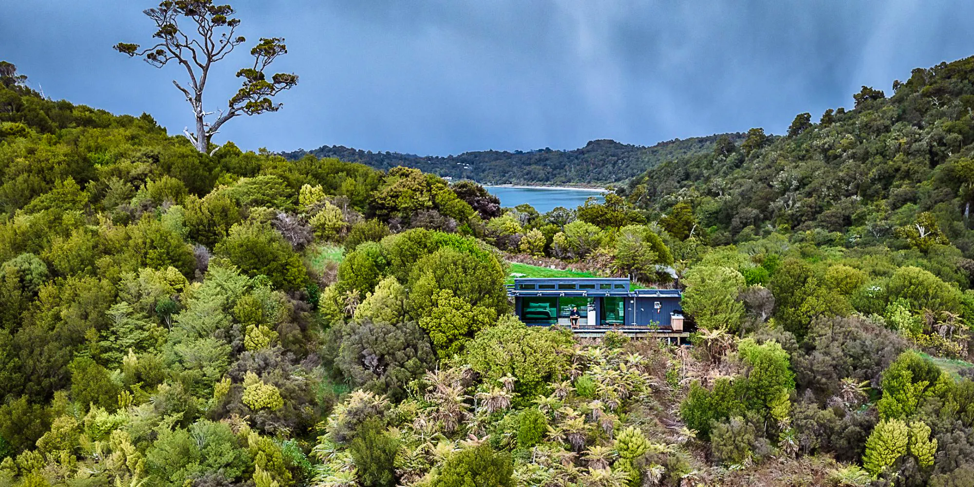 The Pole House - The most photographed house on the Great Ocean Road ...