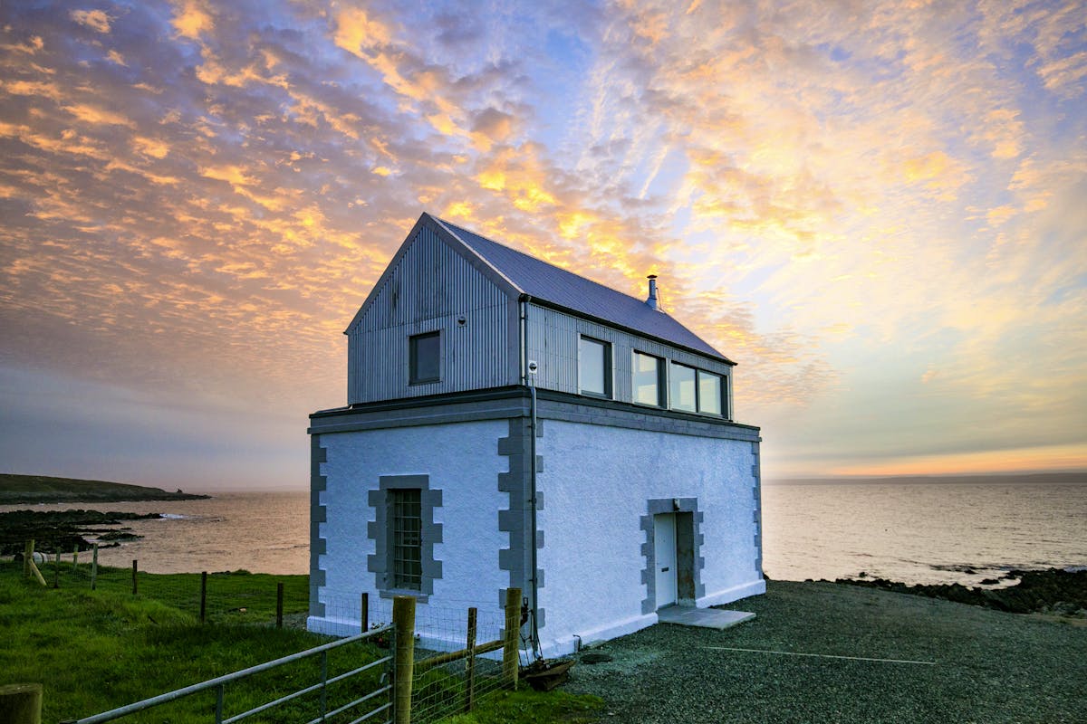 Unique places to stay in Stornoway / Steòrnabhagh | Coolstays