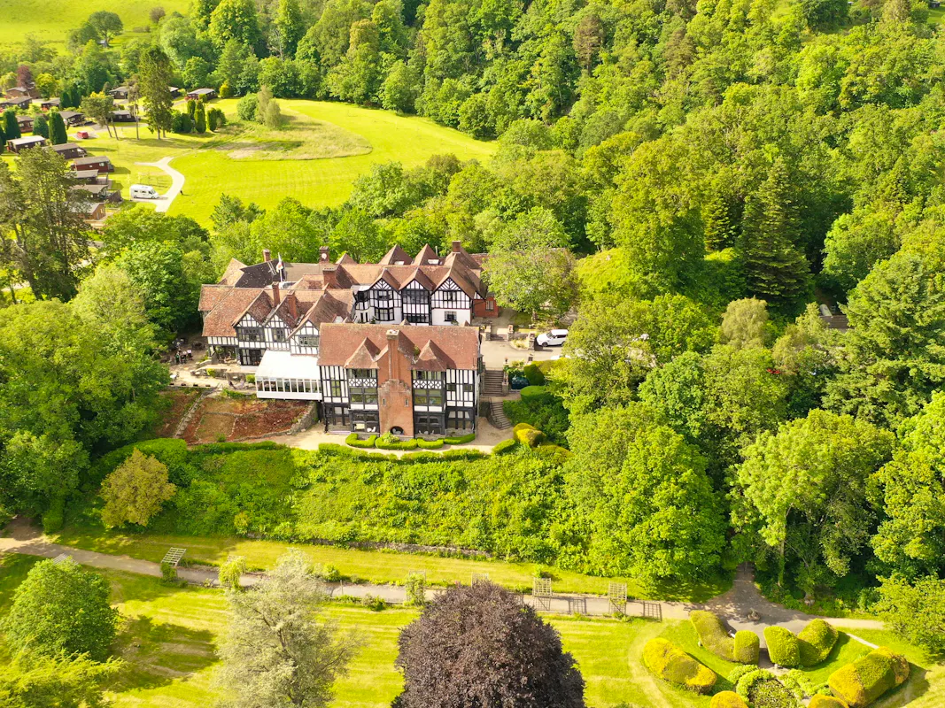 Caer Beris Manor - Gorgeous Welsh manor
