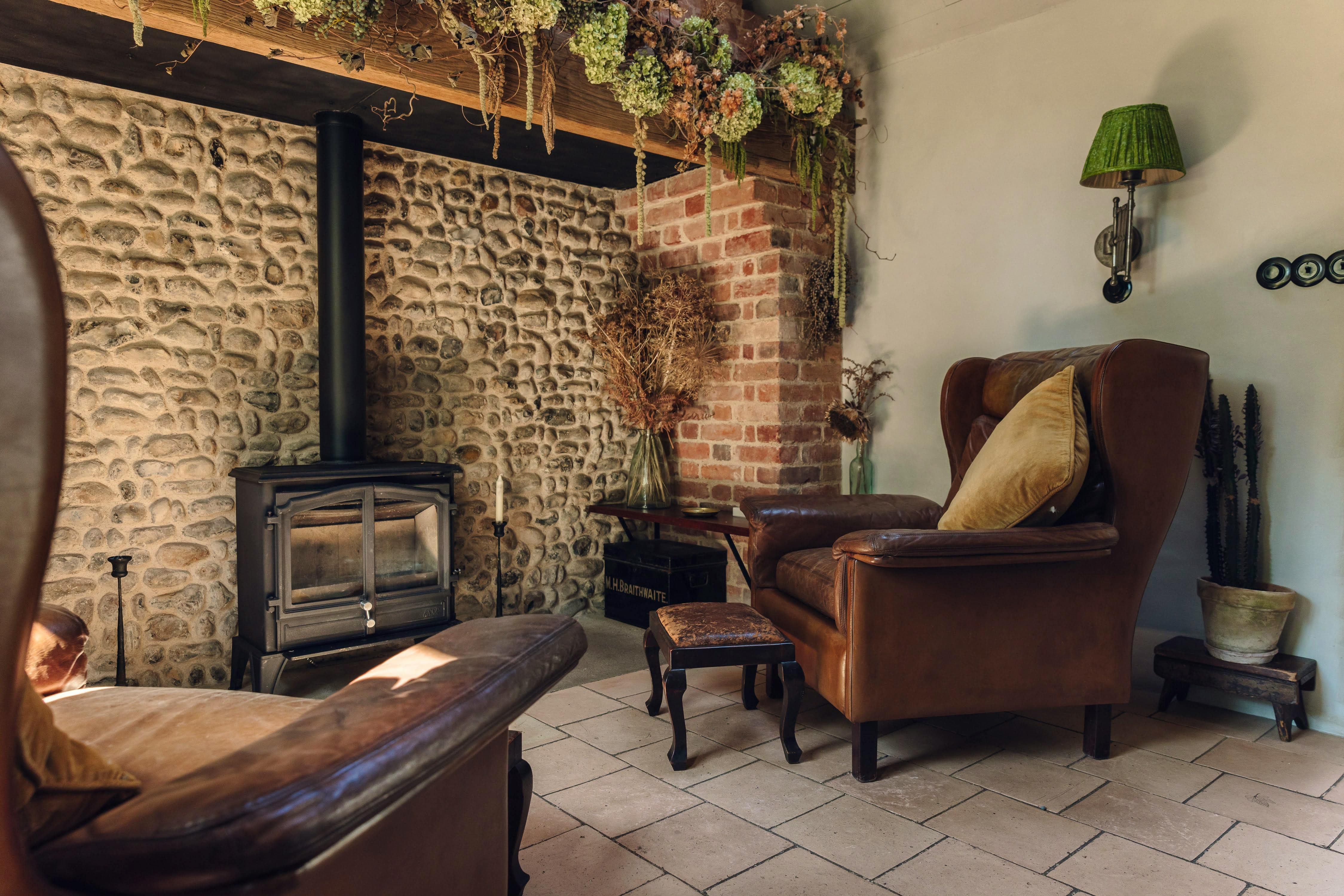 Spinks Nest Cottage - Stylish Norfolk cottage