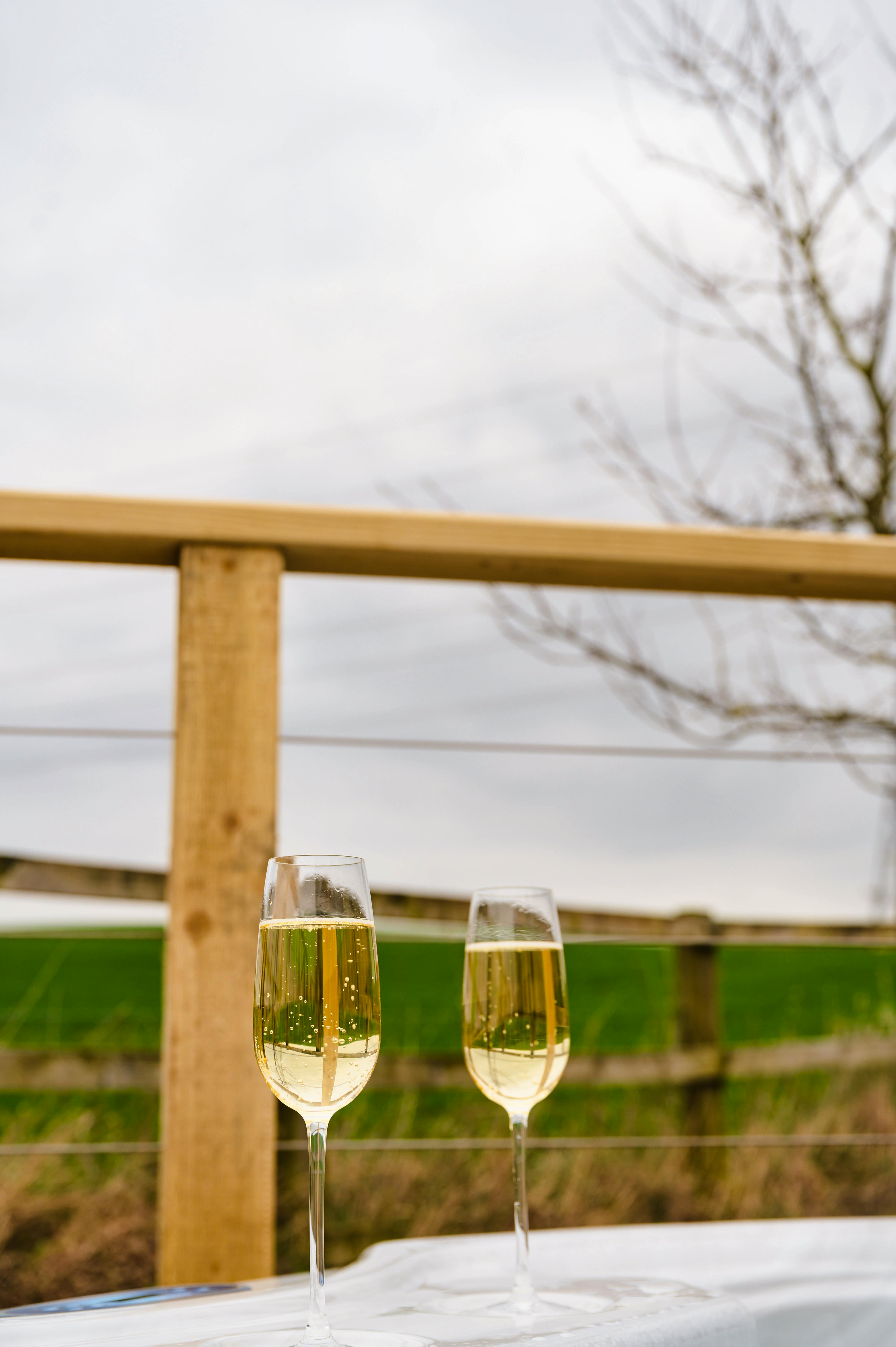 Rutland Hideaway Lodges - Beautiful hot tub lodges