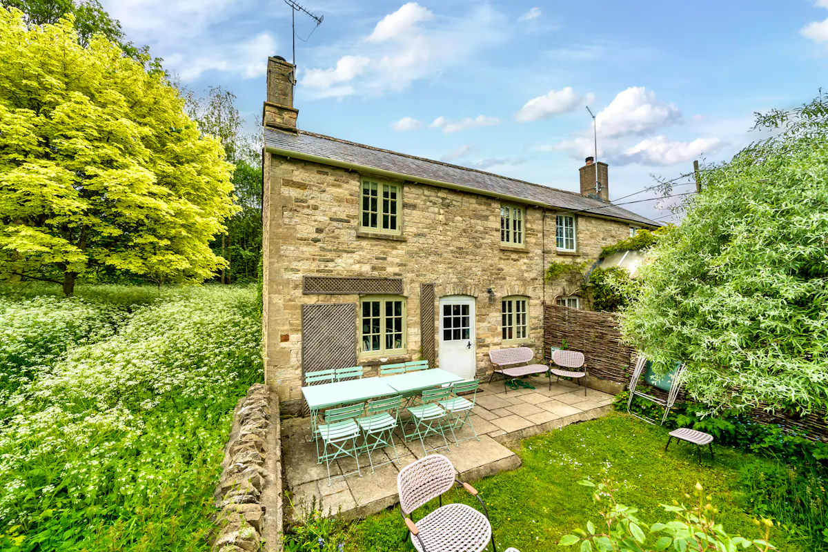 Spring Cottage - Charming stone cottage
