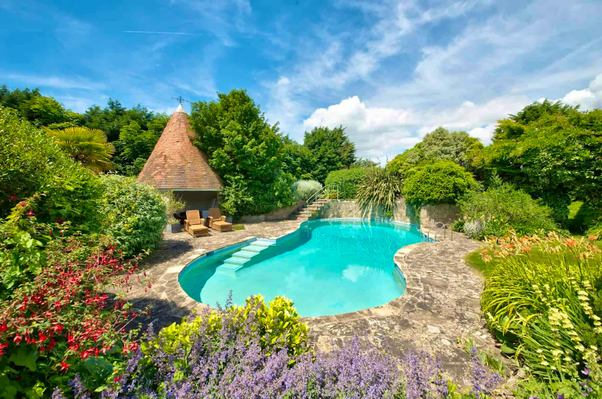 22 UK Stays with Private Pools